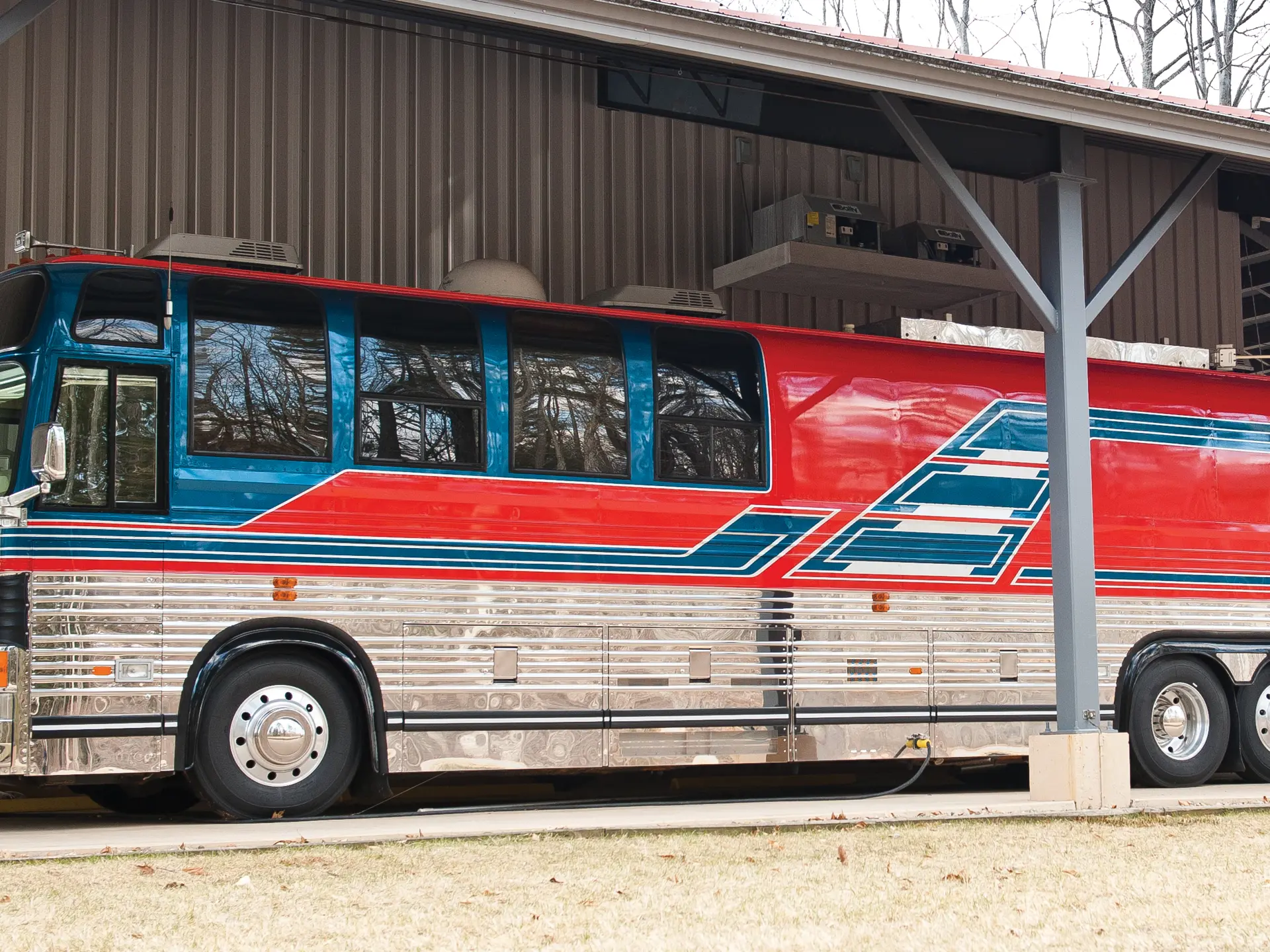 1990 Prevost XL40 Conversion Motor Home | The Dingman Collection 2012 ...