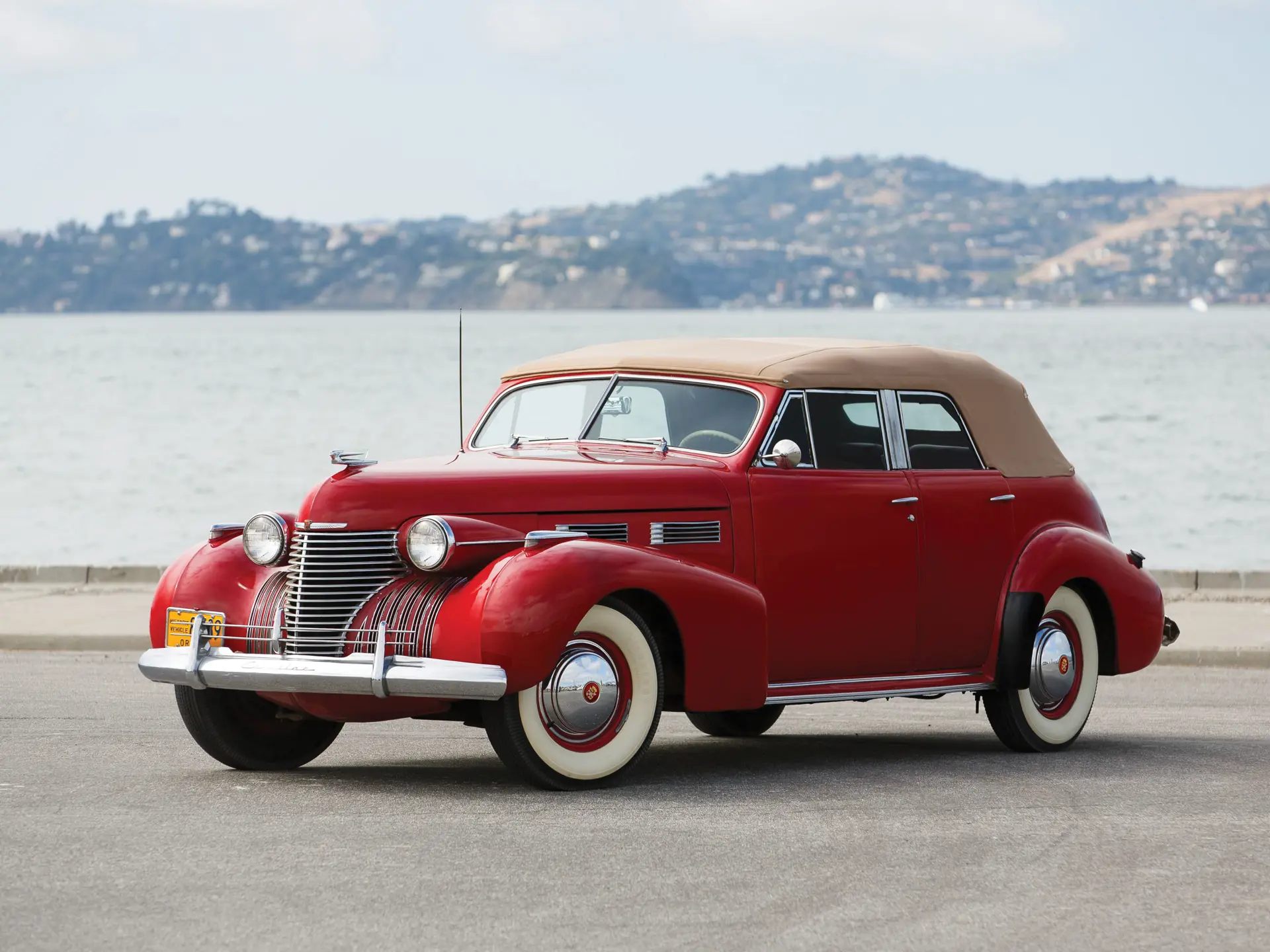 1940 Cadillac Series 62 | California 2015 | RM Sotheby's