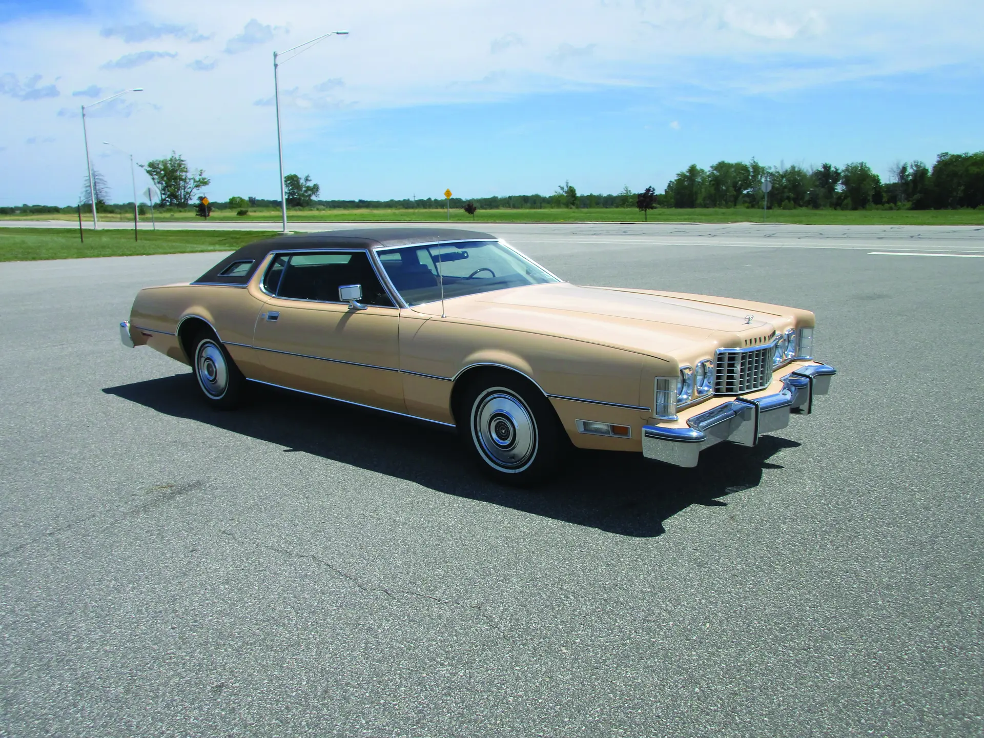 1976 Ford Thunderbird | Auburn Fall 2016 | RM Sotheby's