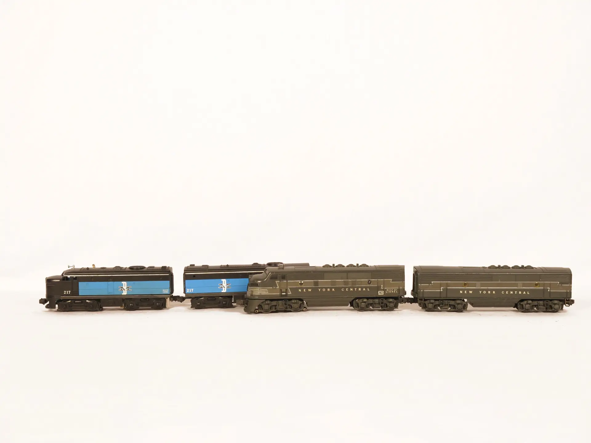 Lionel O Gauge B&M Alco Diesel AB Units and NYC F3 Diesel AA Unit with ...