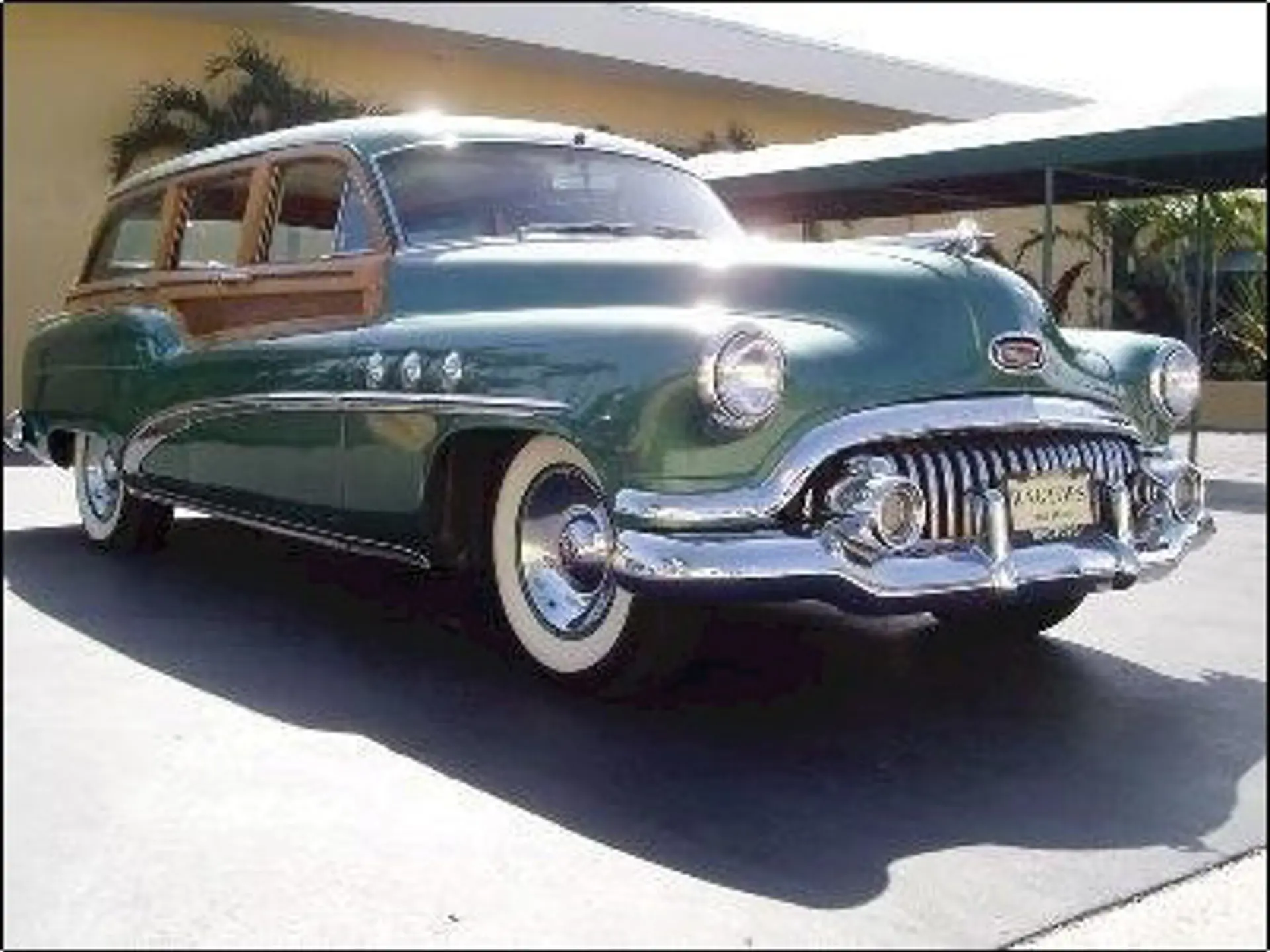 1952 Buick Super Estate Wagon | Spring Carlisle Auction 2011 | RM Sotheby's