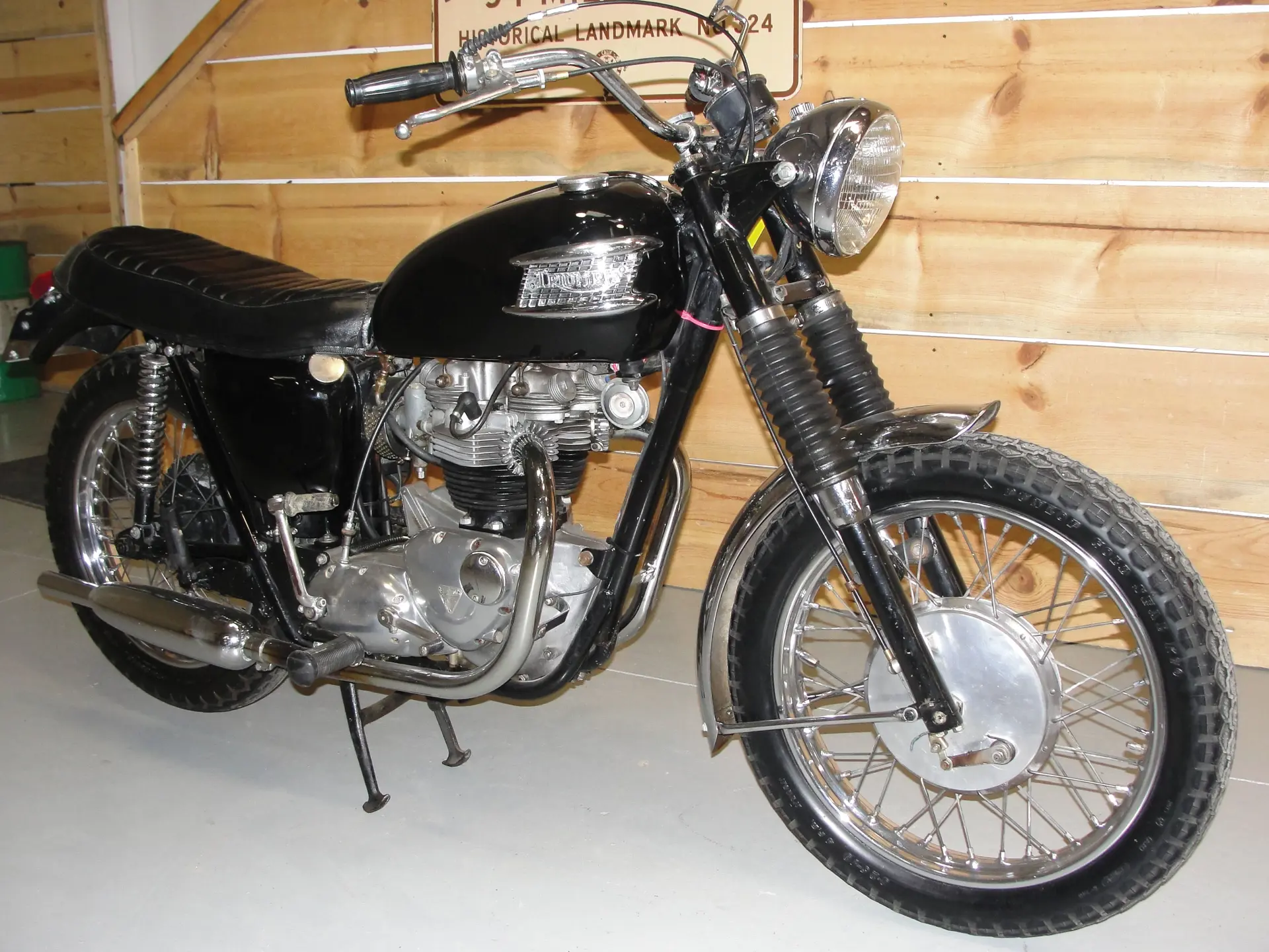 1965 Triumph Bonneville | Las Vegas Premier Motorcycle Auction | RM ...