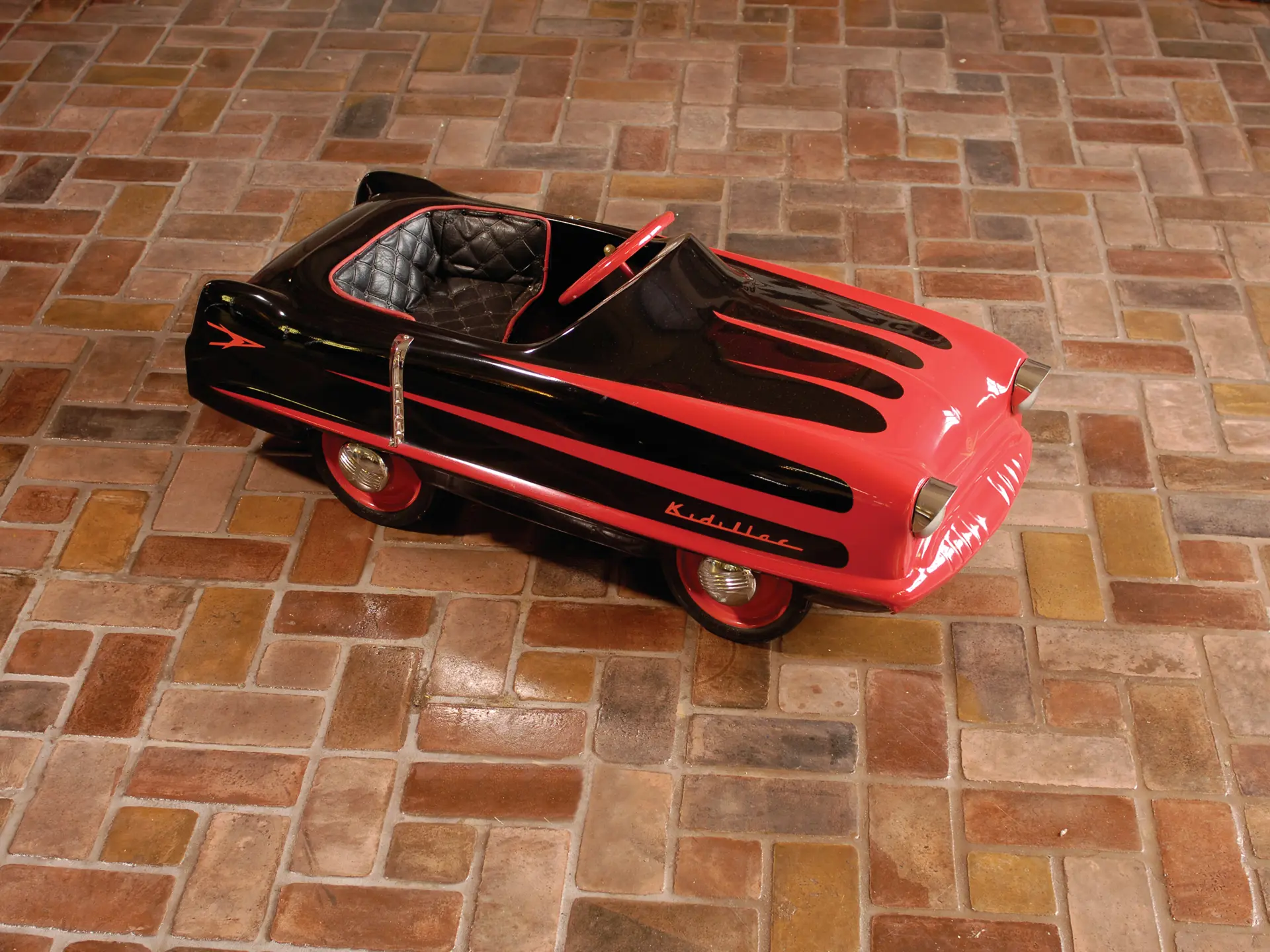 KIDILLAC PEDAL CAR | The Ponder Collection | RM Sotheby's