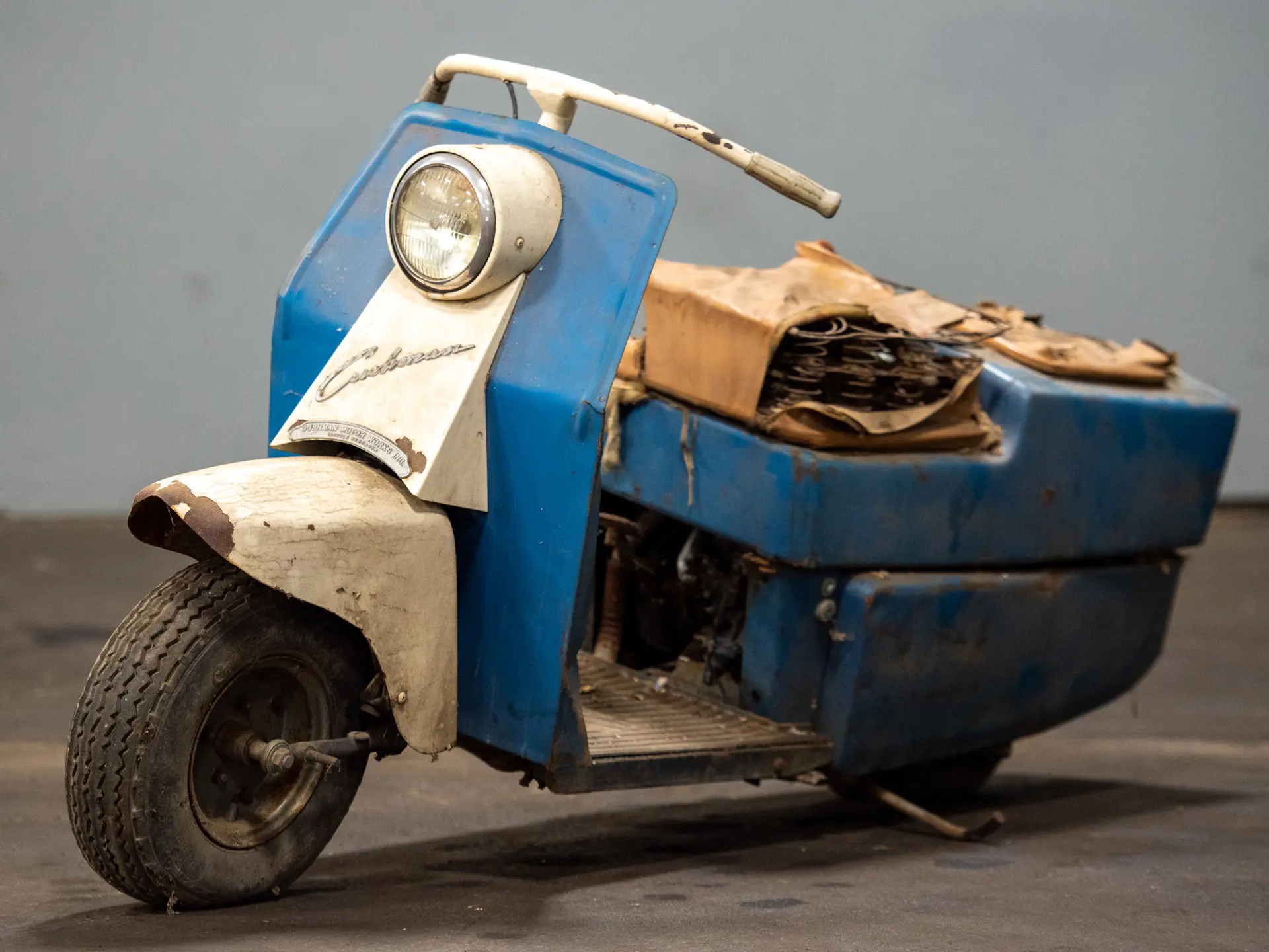 Cushman 720 Series | Auburn Fall 2021 | RM Sotheby's