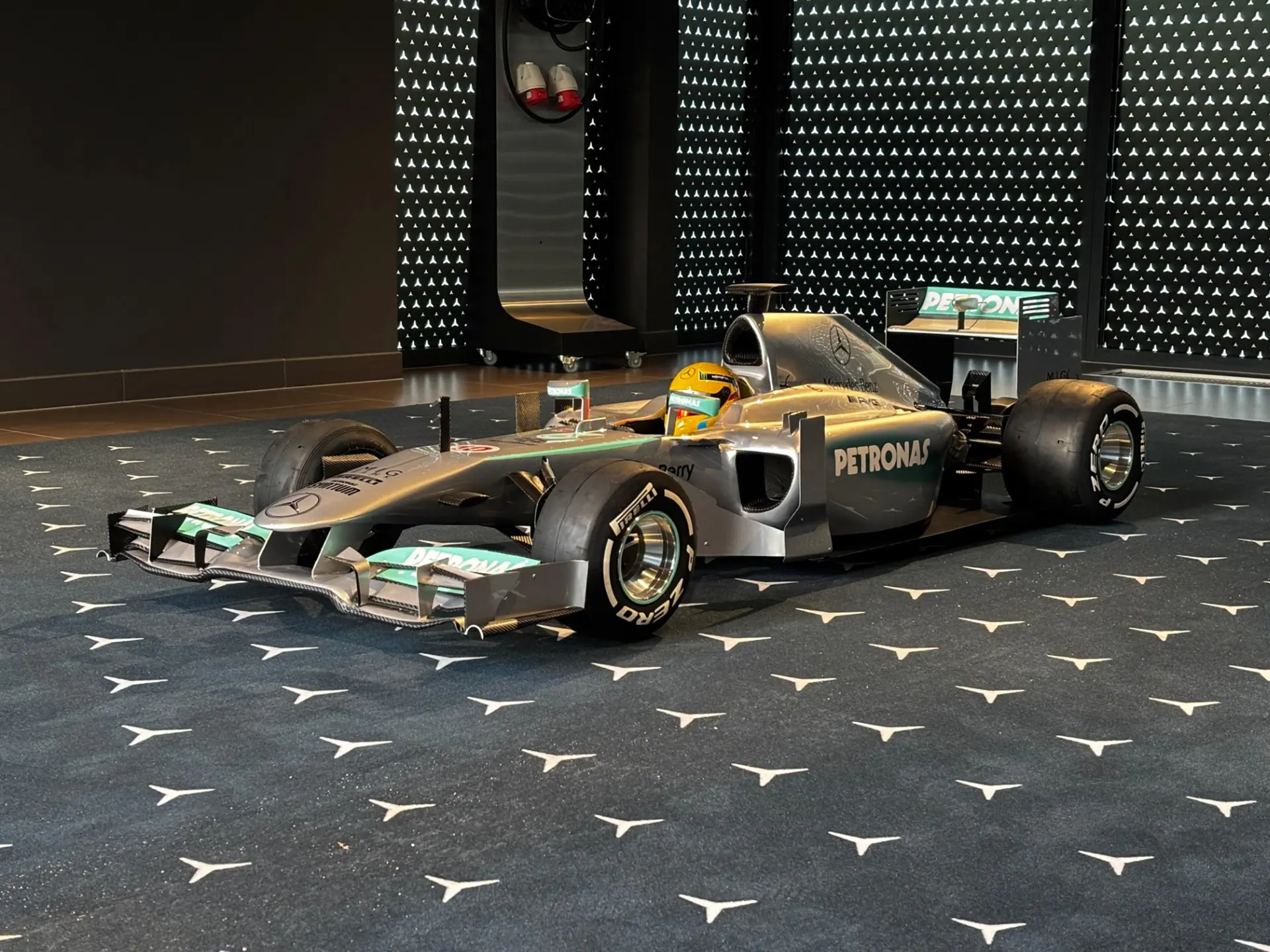 Mercedes-AMG Petronas F1 W04 1:2 Scale Model | Arizona 2025 | RM Sotheby's