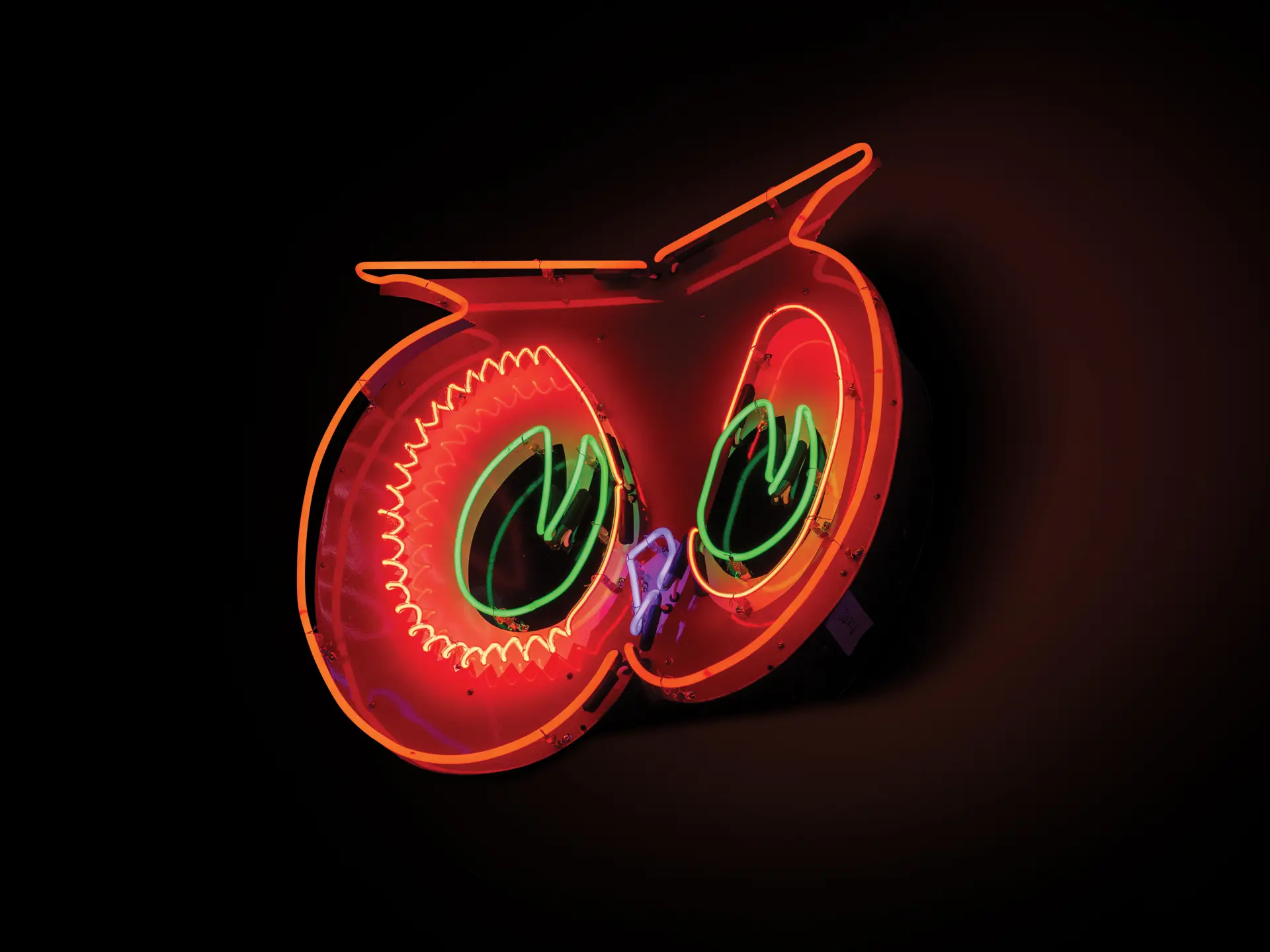 Red Owl Neon Sign | The Dingman Collection | RM Sotheby's