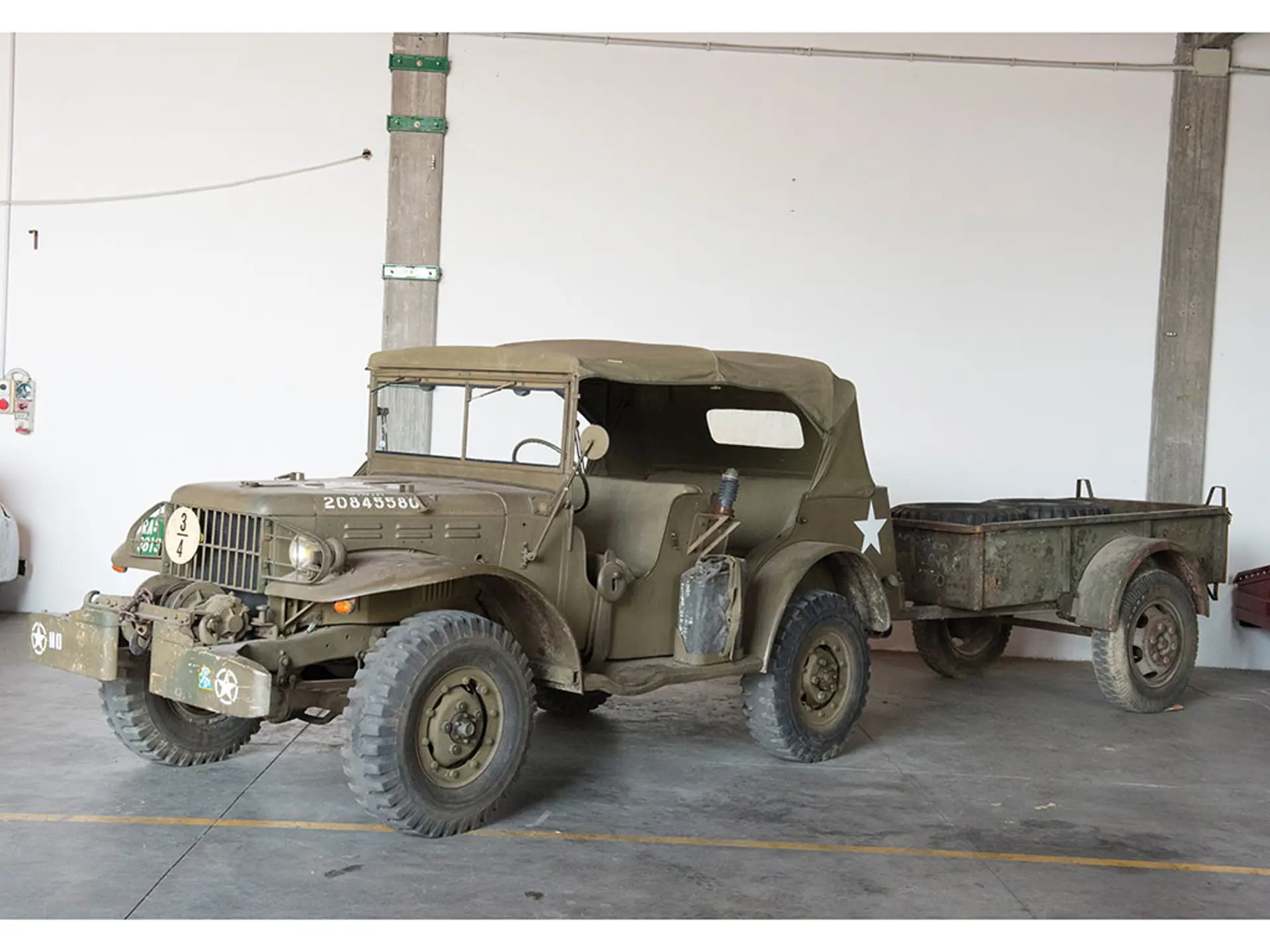 c. 1942 Dodge WC-57 with G-518 "Ben Hur" Trailer | Duemila Ruote | RM ...