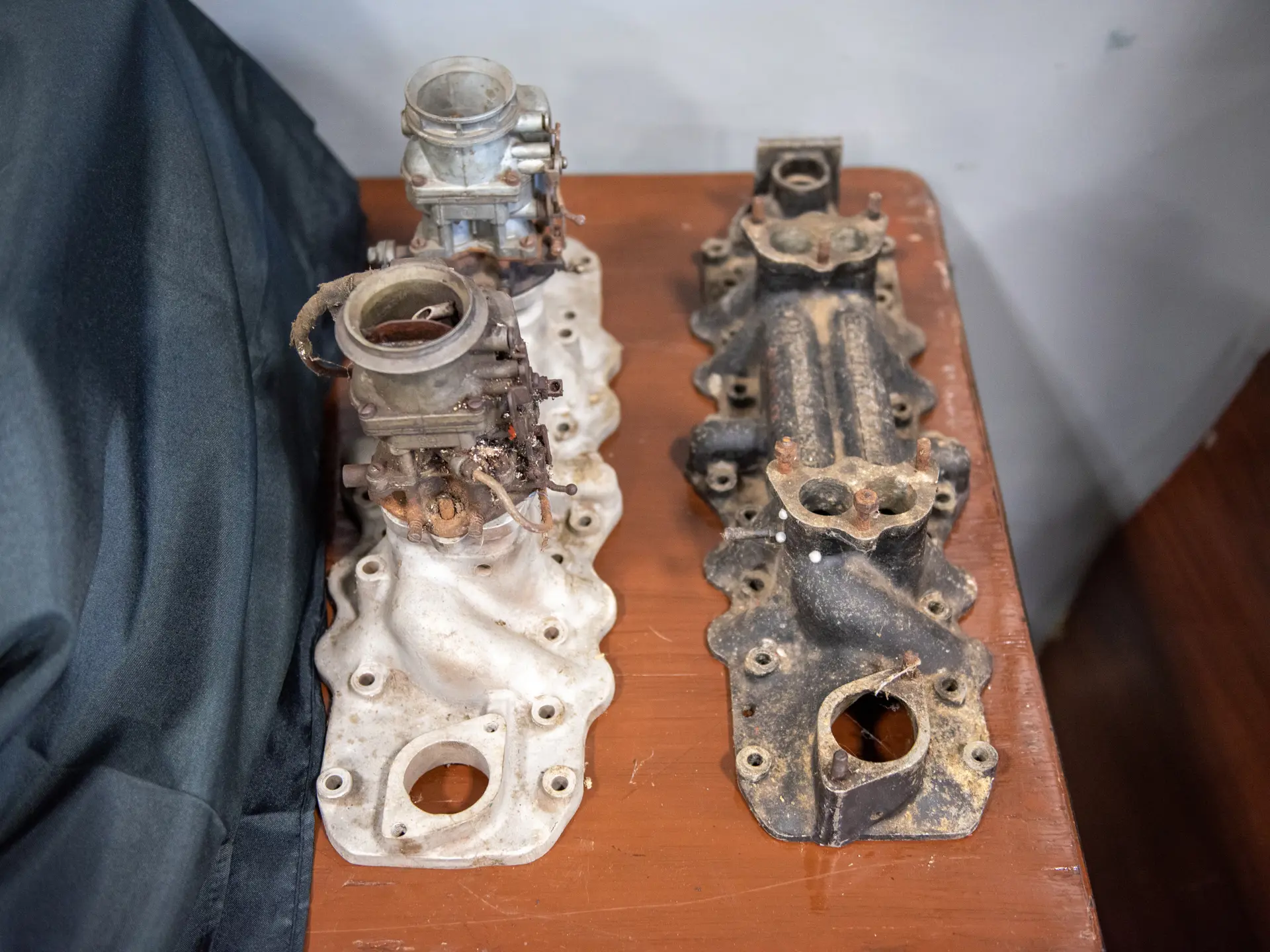 Offenhauser Intake Manifolds | Auburn Fall 2021 | RM Sotheby's