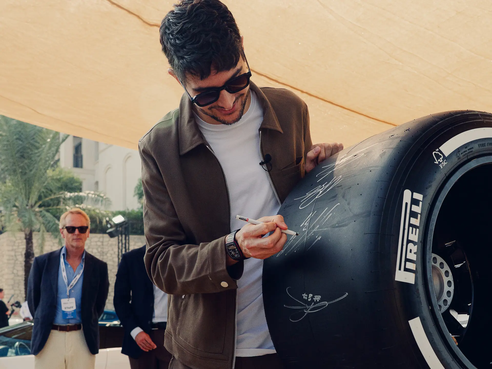 Pirelli P Zero White Hard Compound Replica Signed Formula 1 Tyre ...