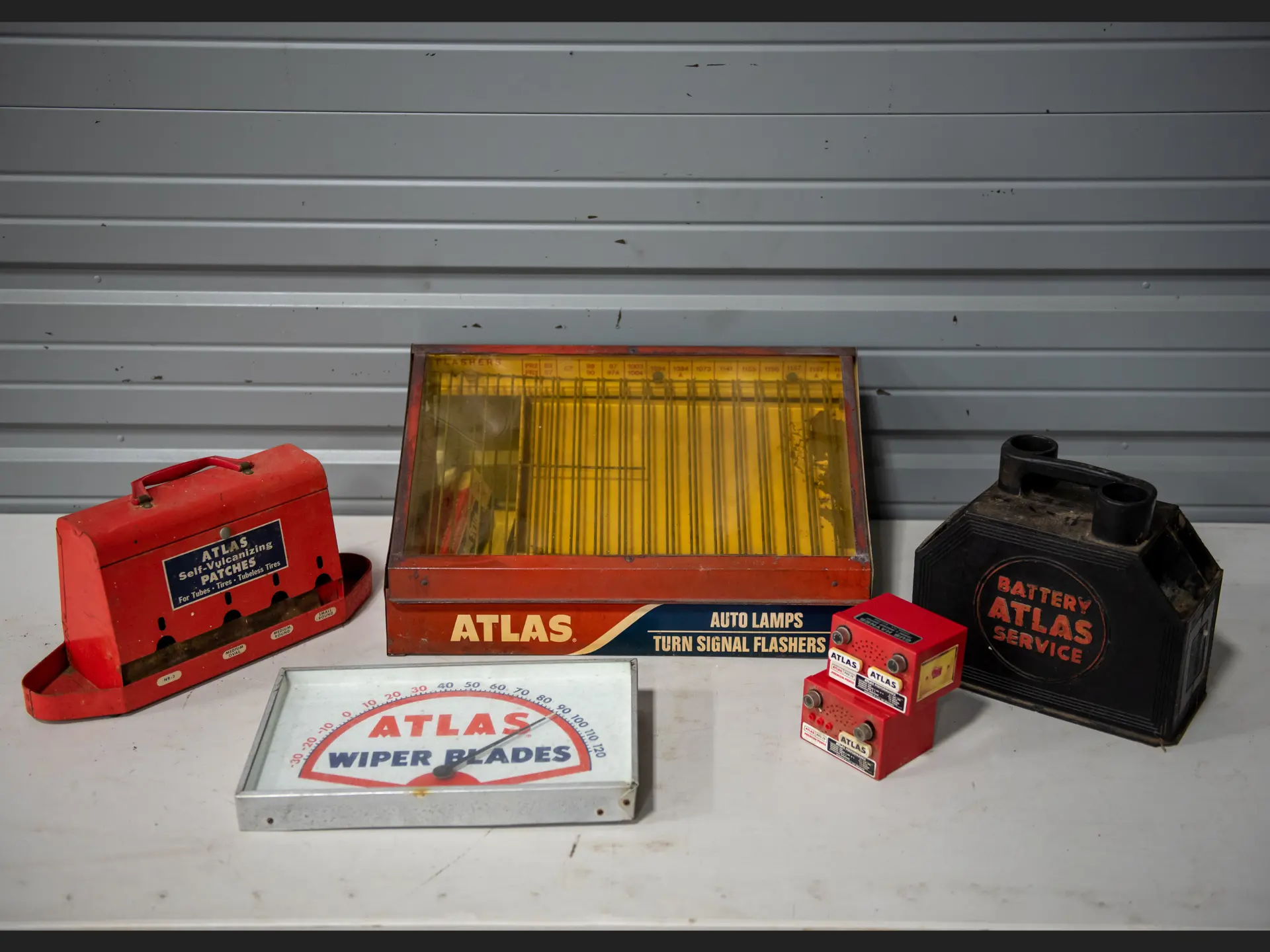 Atlas Displays | Auburn Fall 2021 | RM Sotheby's