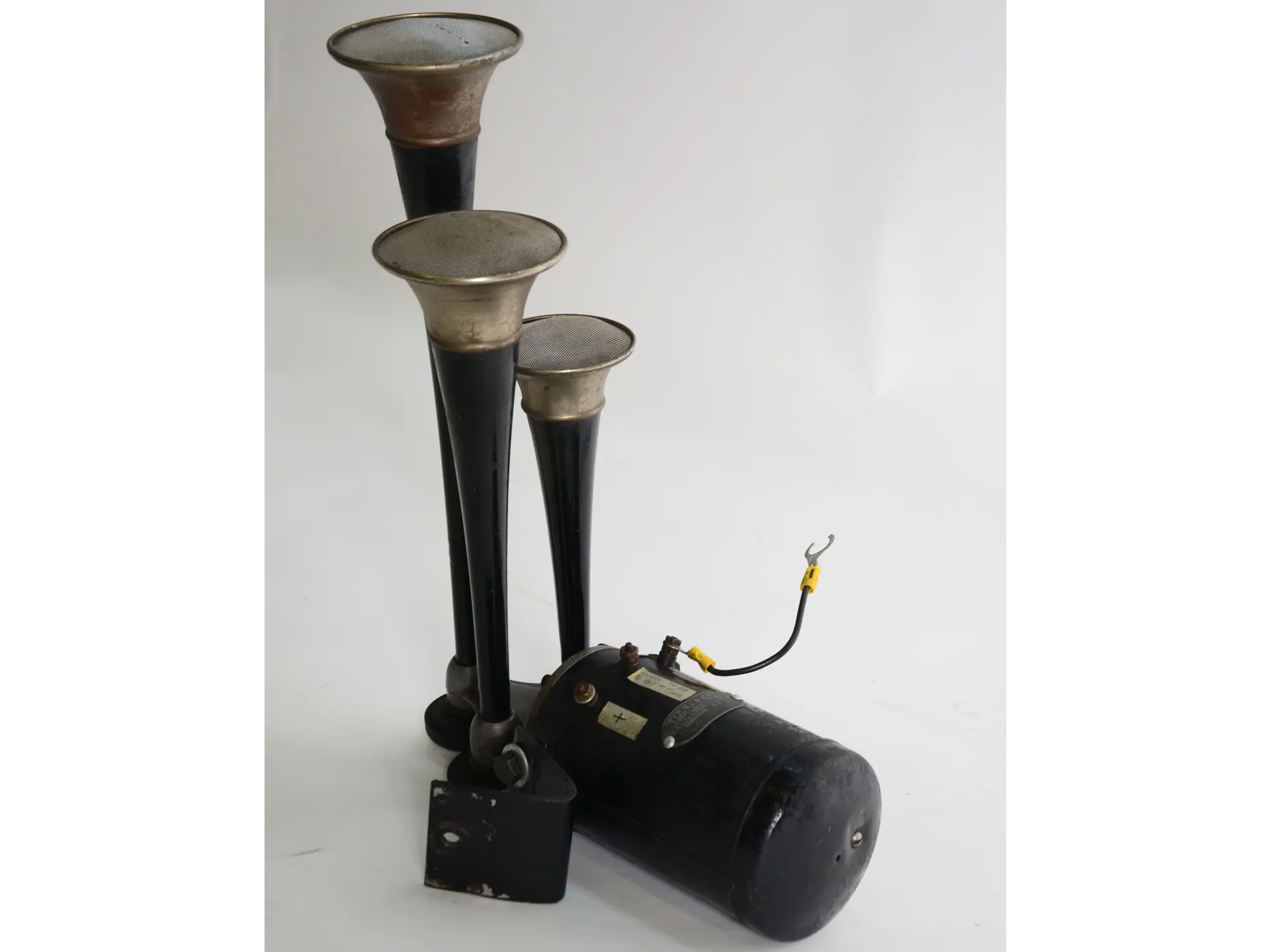 Original Sparton Chime & Bugle Horn Accessory | Auburn Spring 2016 | RM ...