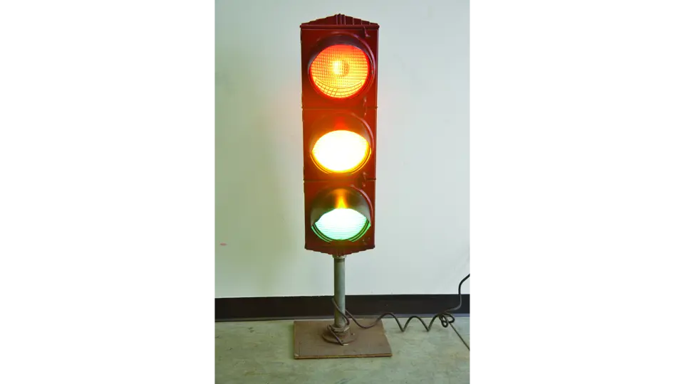 An illuminated stoplight, 47” height, on stand | Auburn Fall 2016 | RM ...