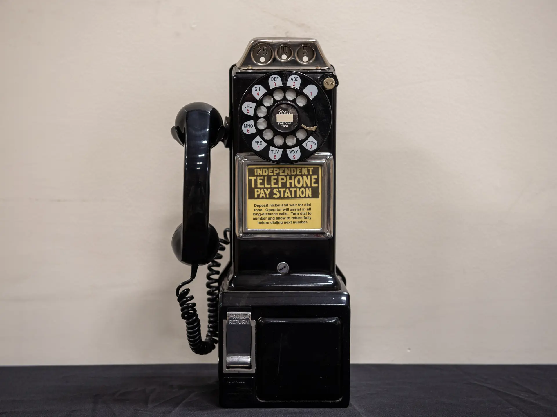 Coin-Operated Payphone | Auburn Fall 2021 | RM Sotheby's