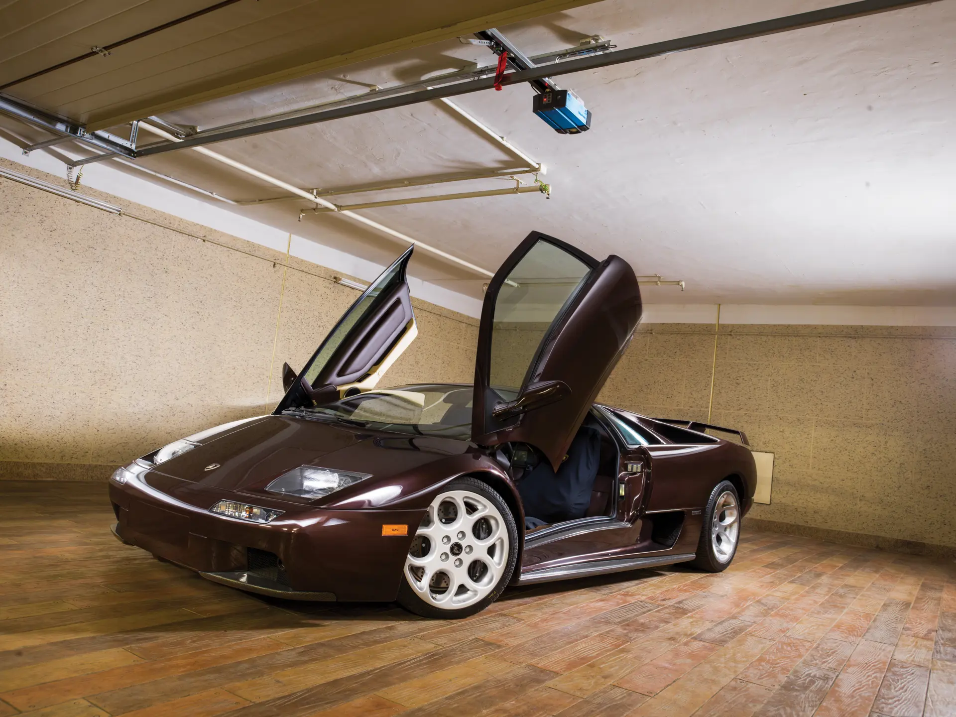 2001 Lamborghini Diablo VT 6.0 SE | Amelia Island 2018 | RM Sotheby's