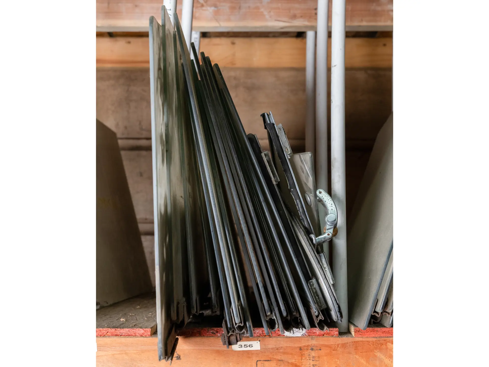 Porsche 356 Side Window Glass | The Junkyard: Online | RM Sotheby's