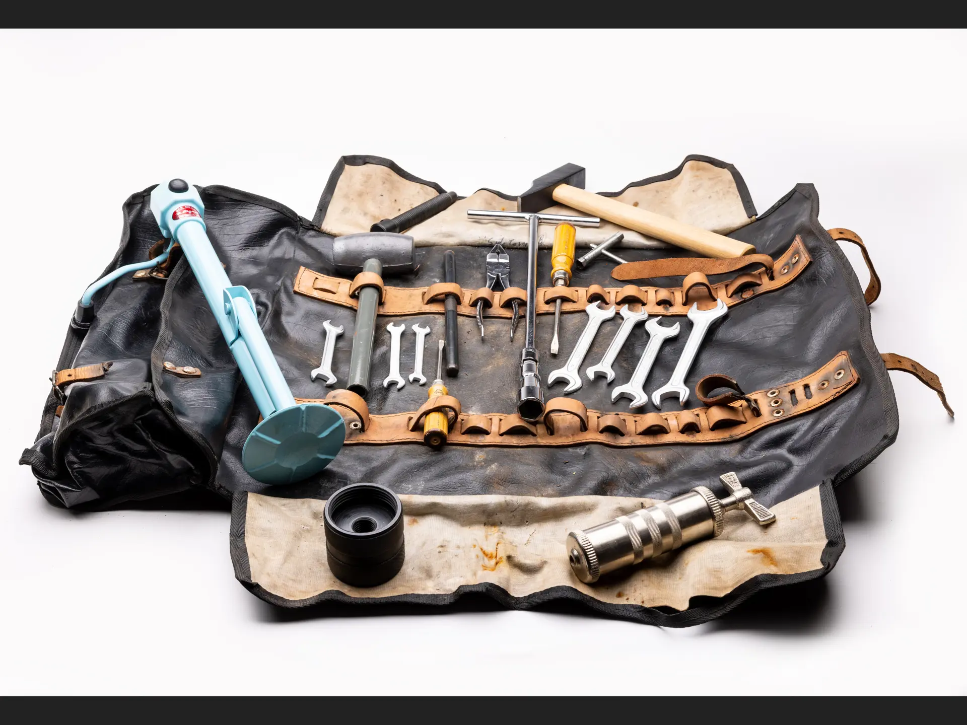 Ferrari Dino Tool Kit | The Garagista Collection | RM Sotheby's