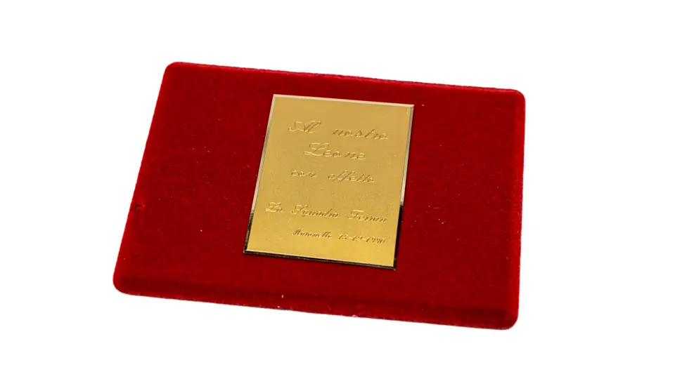 1990 'Il Leone' Ferrari Plaque | Nigel Mansell’s Legacy Collection | RM ...