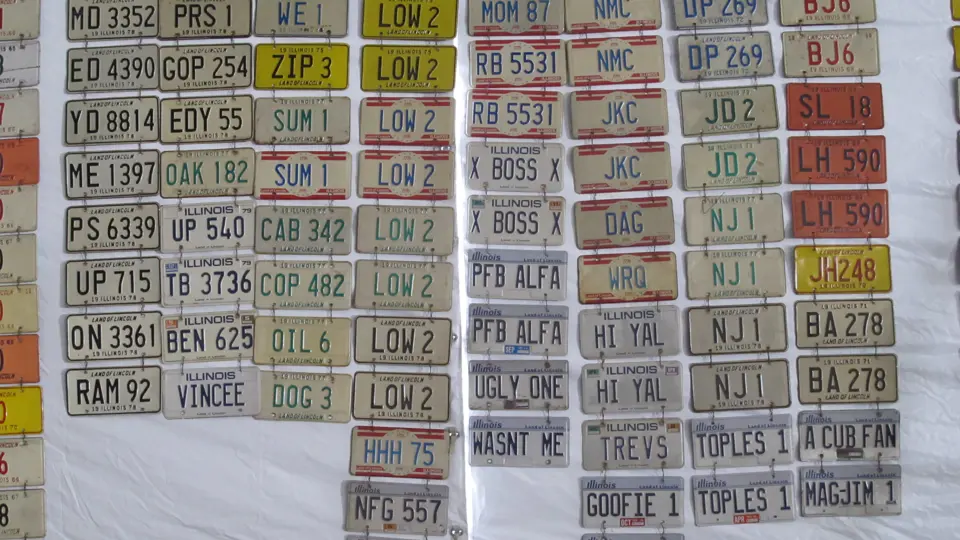 Illinois Vanity License Plates | The Lee Roy Hartung Collection | RM ...