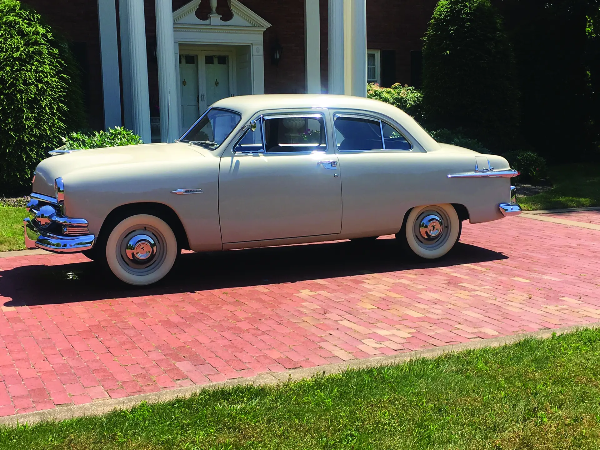 1951 Ford Custom Deluxe Tudor | Auburn Fall 2017 | RM Sotheby's