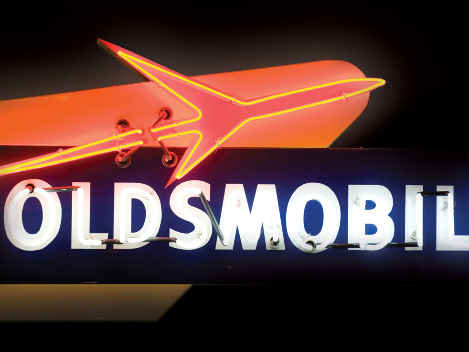 Oldsmobile Neon Sign | Vintage Motor Cars of Hershey 2009 | RM Sotheby's