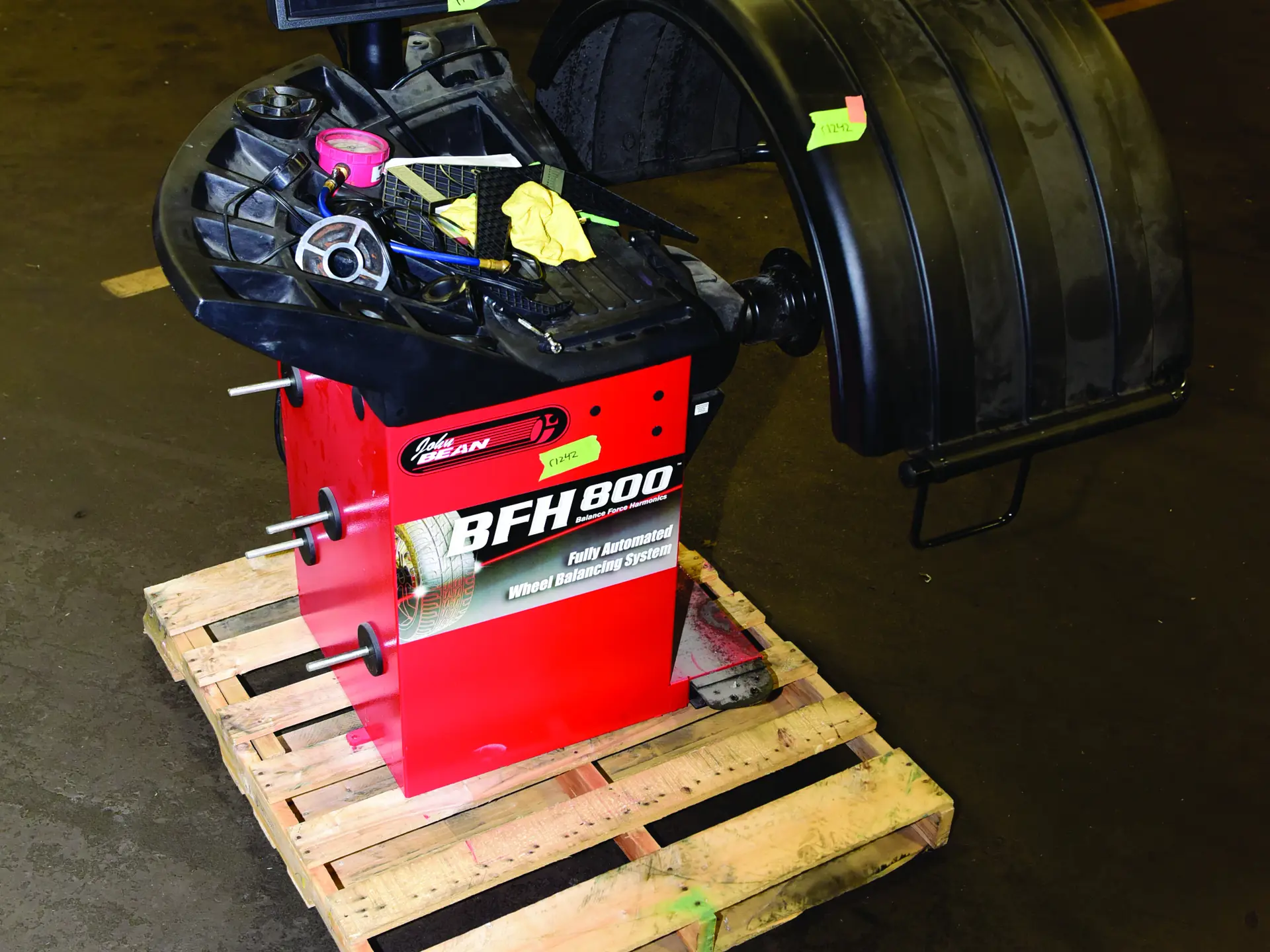 John Bean BFH800 Automatic Wheel Balancer | Auburn Spring 2017 | RM ...