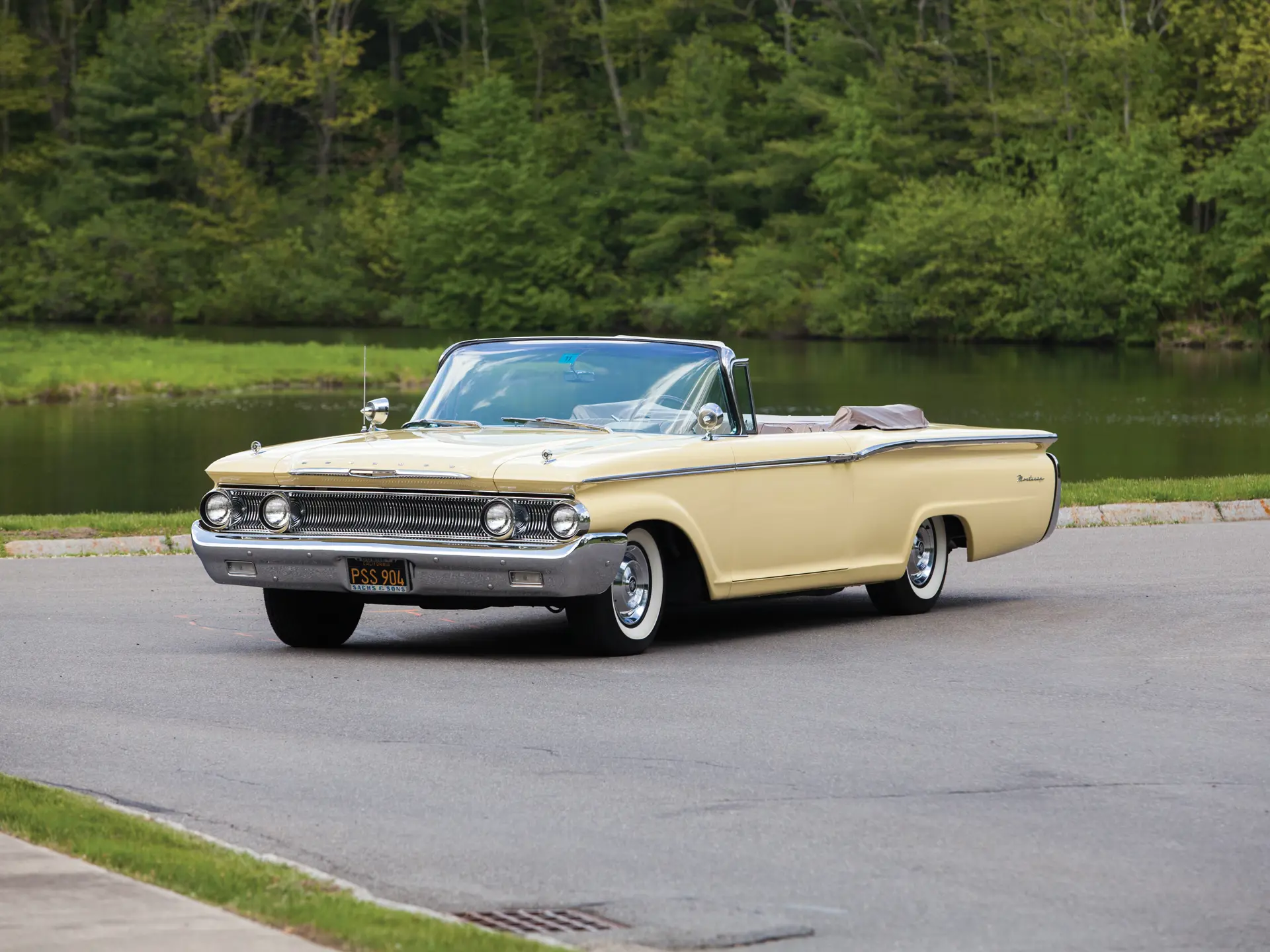 1960 Mercury Monterey Convertible | Motor City 2015 | RM Sotheby's