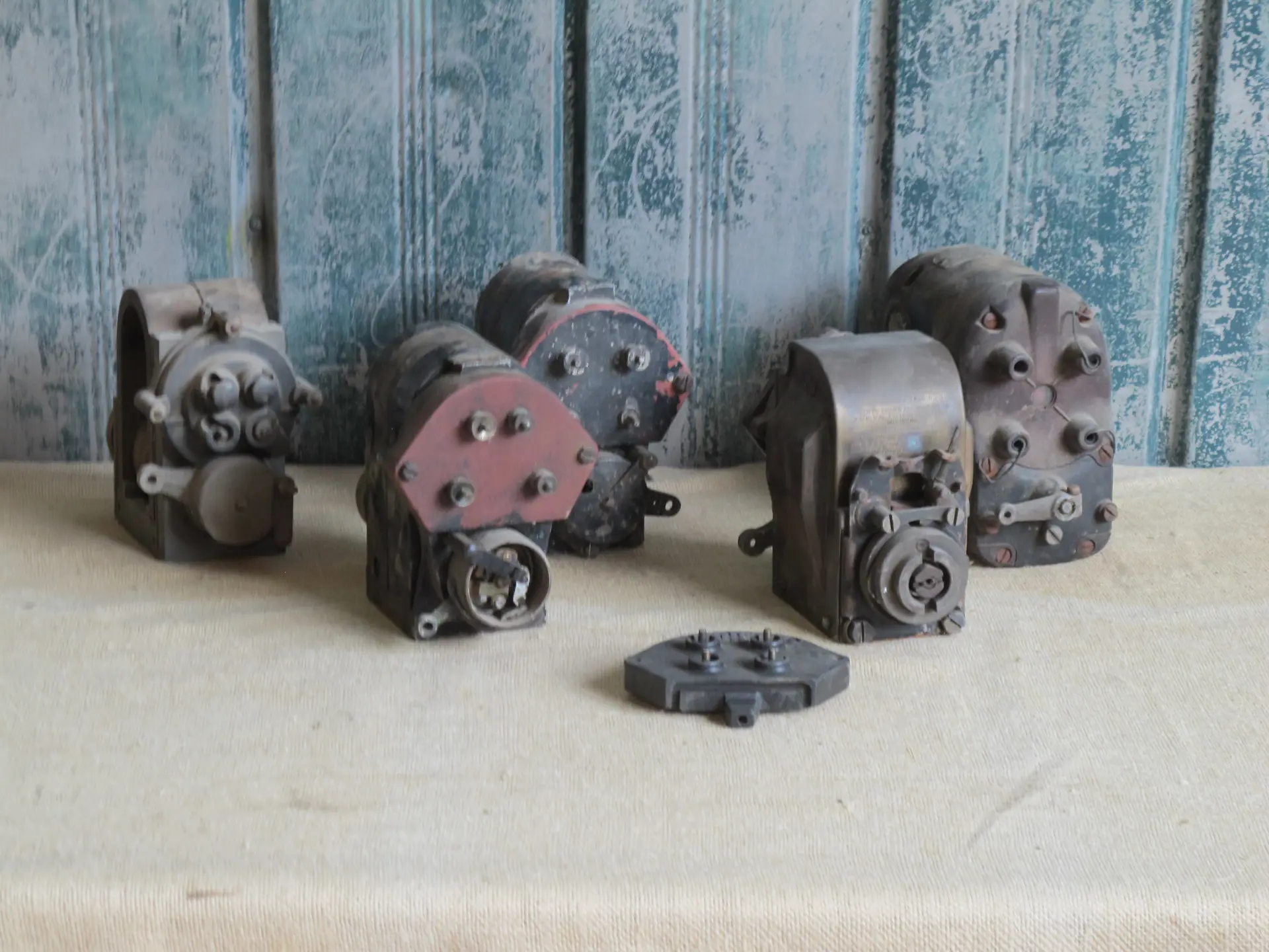 Magnetos | The Lee Roy Hartung Collection | RM Sotheby's