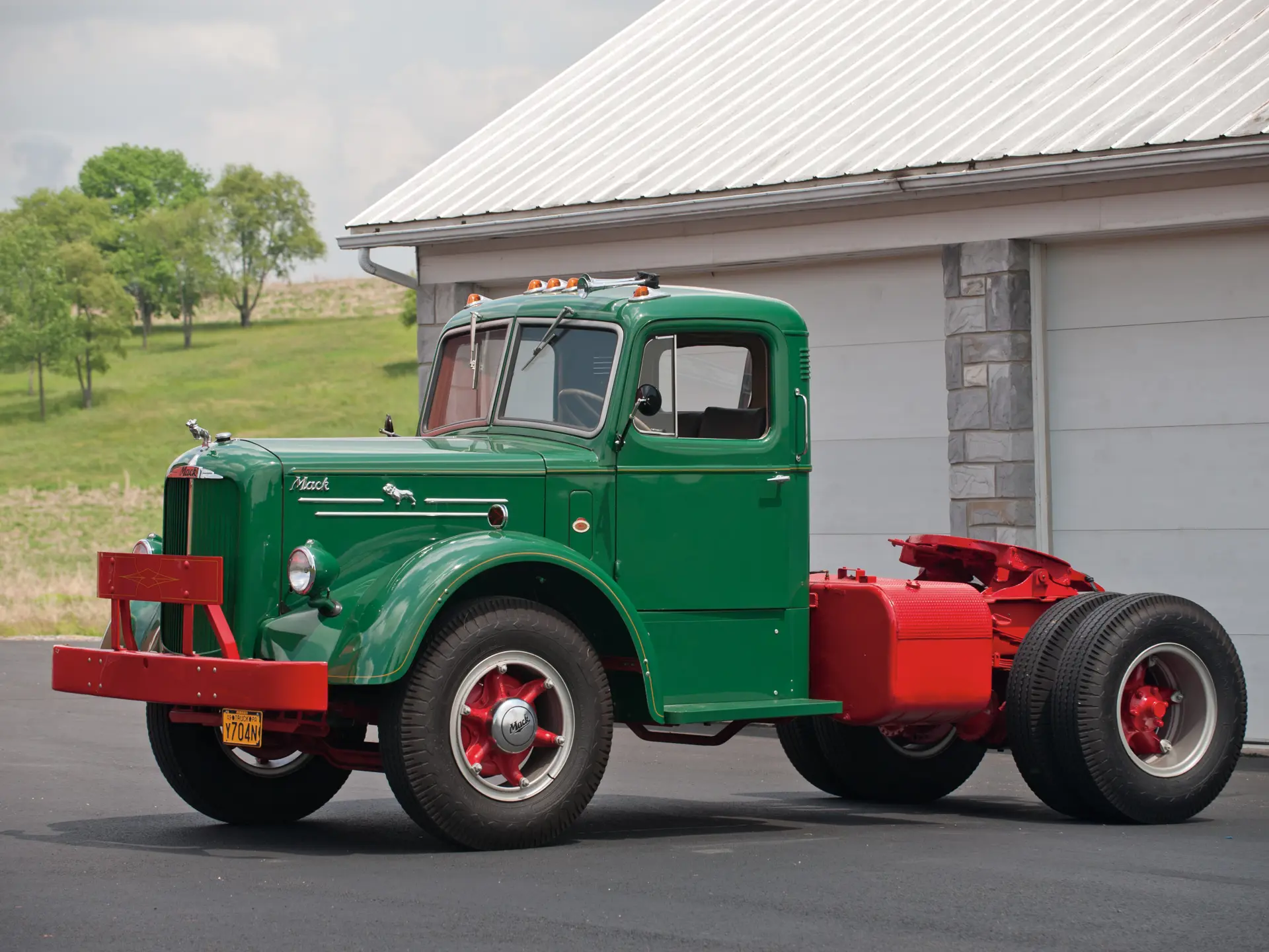 1949 Mack Series L Single Axle Truck | Hershey 2012 | RM Sotheby's