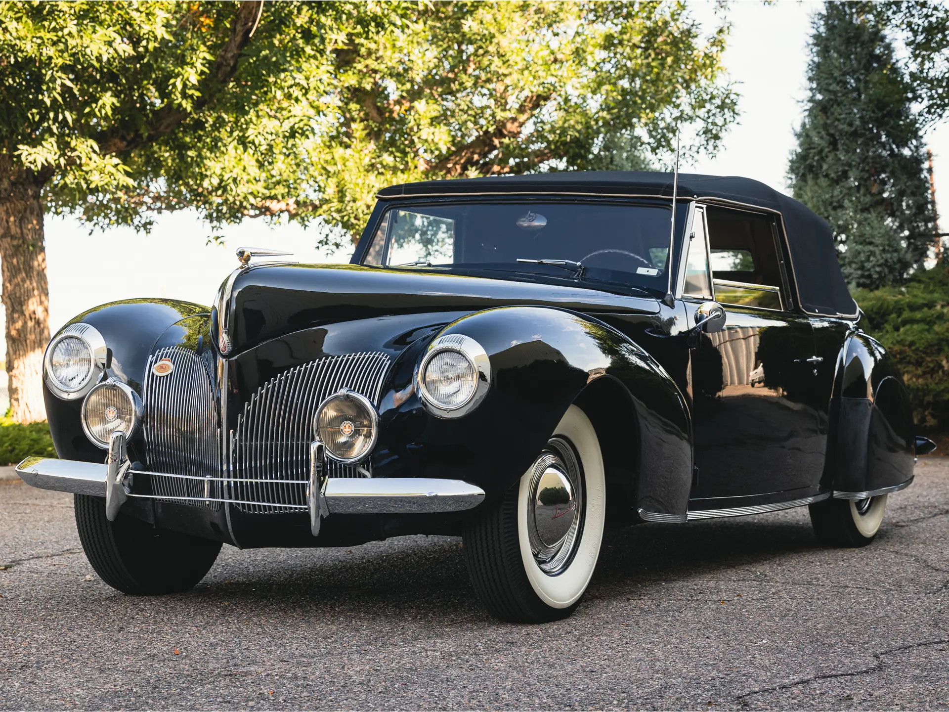 1940 Lincoln-Zephyr Continental Cabriolet | Hershey 2024 | RM Sotheby's