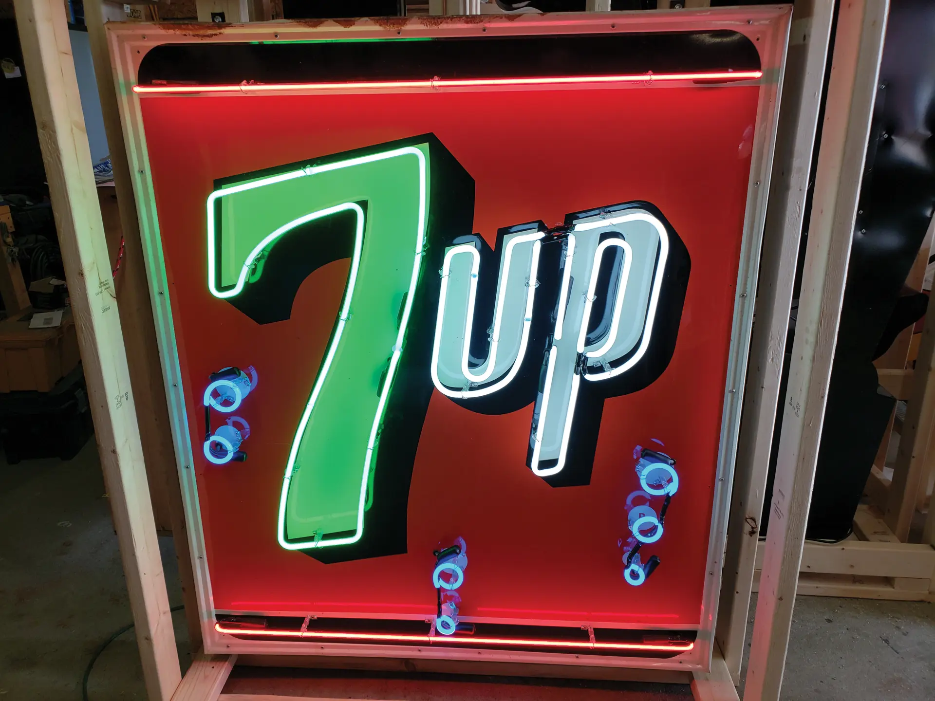 7UP Neon Tin Sign | Auburn Fall 2019 | RM Sotheby's
