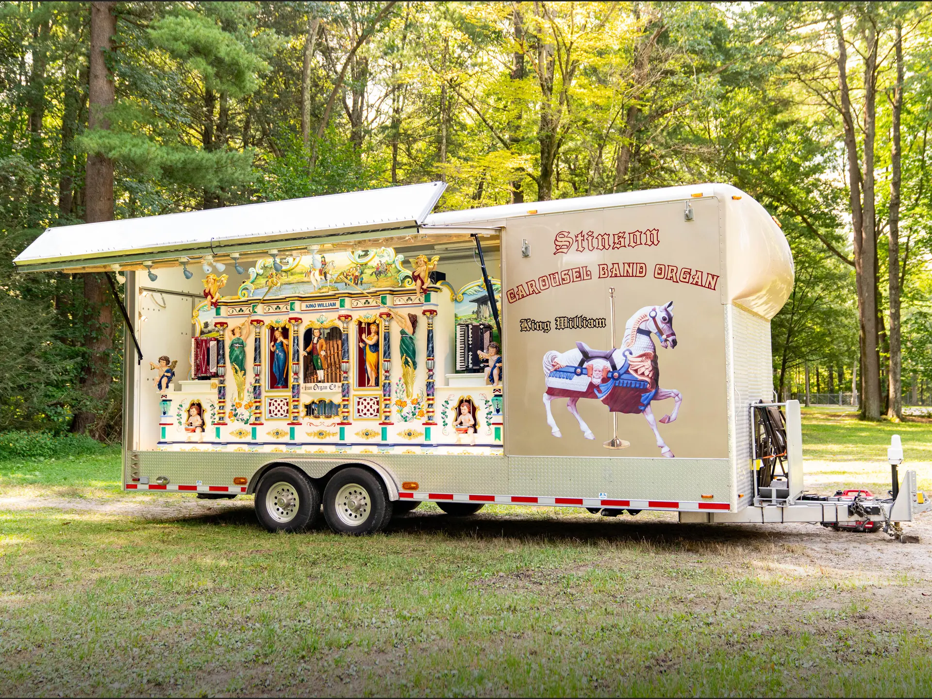 Stinson Model 2000M "King William" Mobile Orchestra in Trailer ...