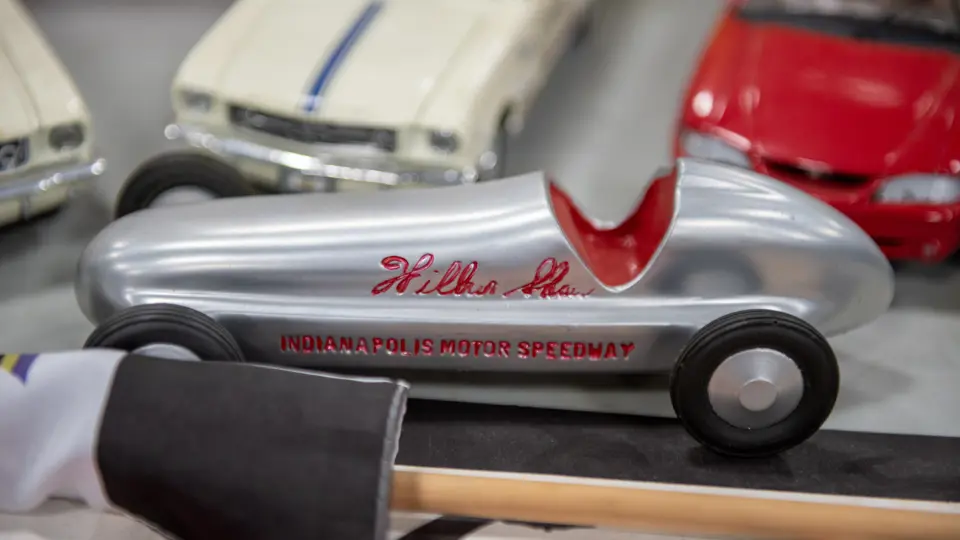 Indianapolis 500 Commemorative Items | Auburn Fall 2021 | RM Sotheby's