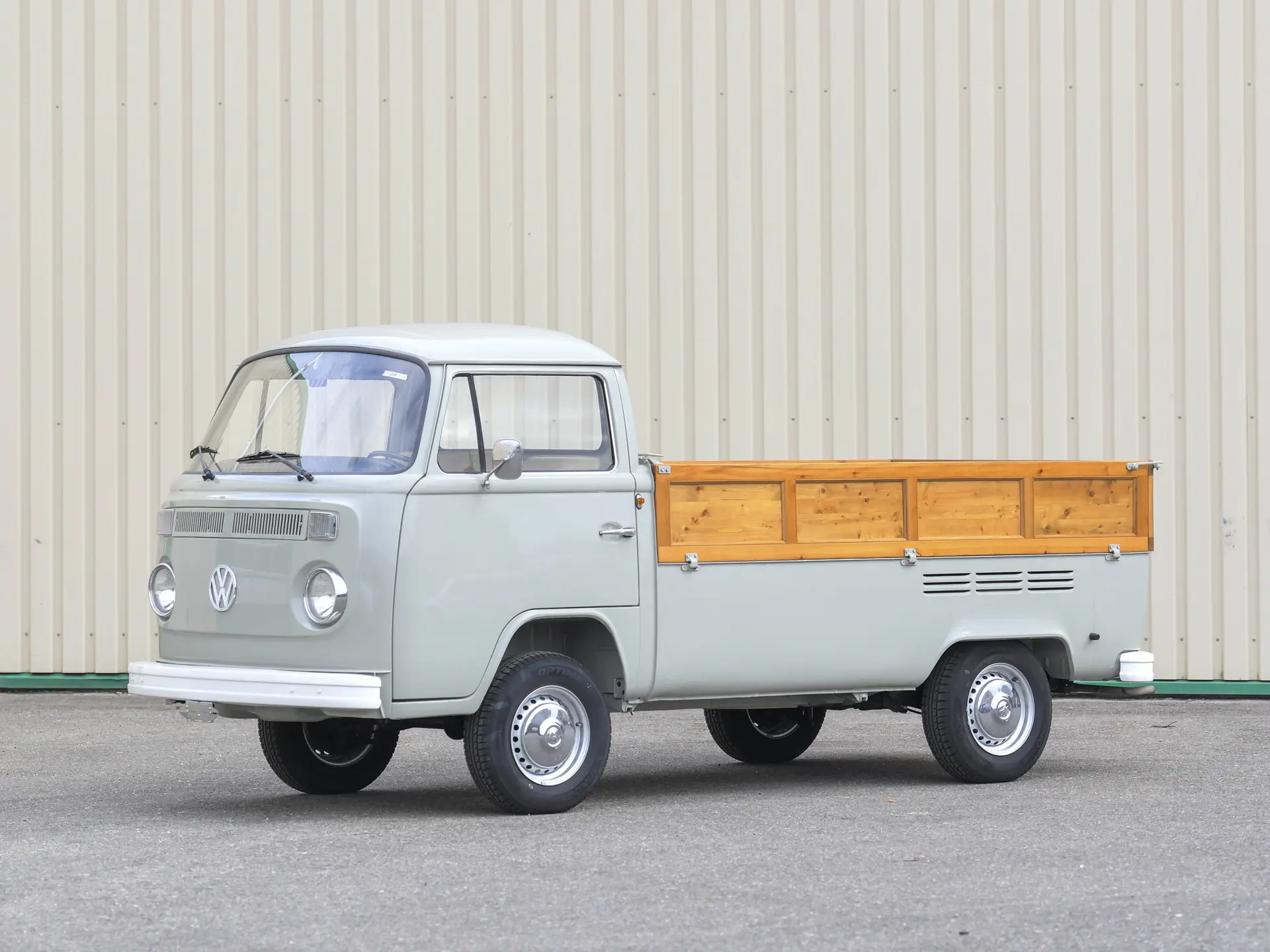 1972 Volkswagen Type 2 Single-Cab Pickup | St. Moritz 2023 | RM Sotheby's