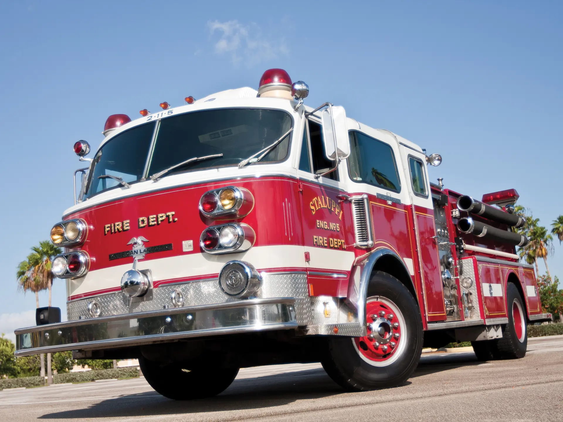 1985 American LaFrance Triple Combination Fire Pumper | The John Staluppi Collection | RM Sotheby's