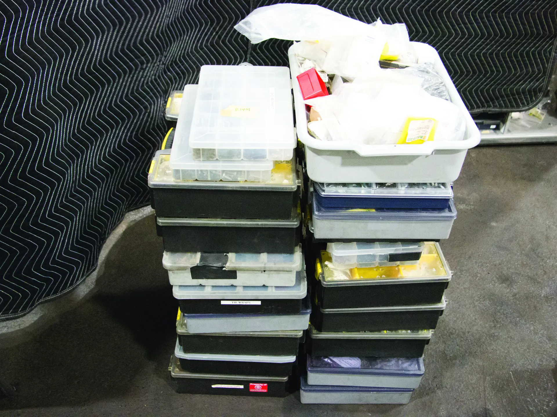 Assorted Hardware | Auburn Spring 2017 | RM Sotheby's