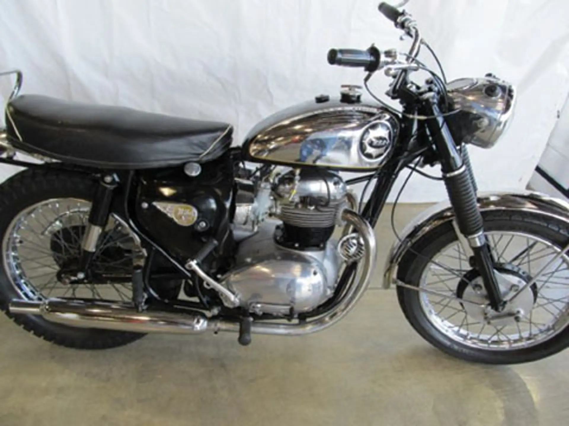 1965 BSA Cyclone | Las Vegas Premier Motorcycle Auction | RM Sotheby's
