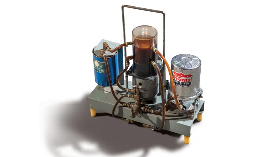 Frantz Oil Filter Display | The Dingman Collection | RM Sotheby's