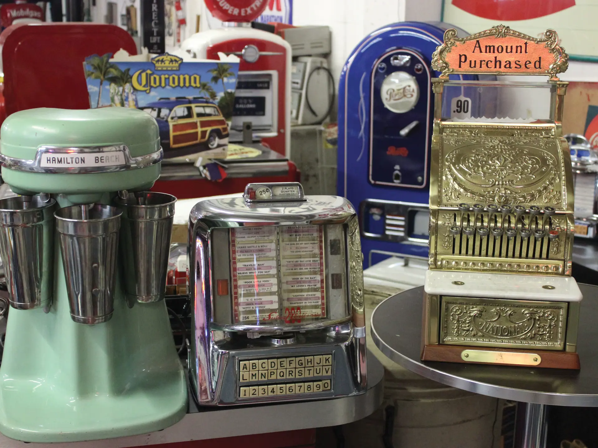 The ‘Diner’ collectible set | Fort Lauderdale 2016 | RM Sotheby's