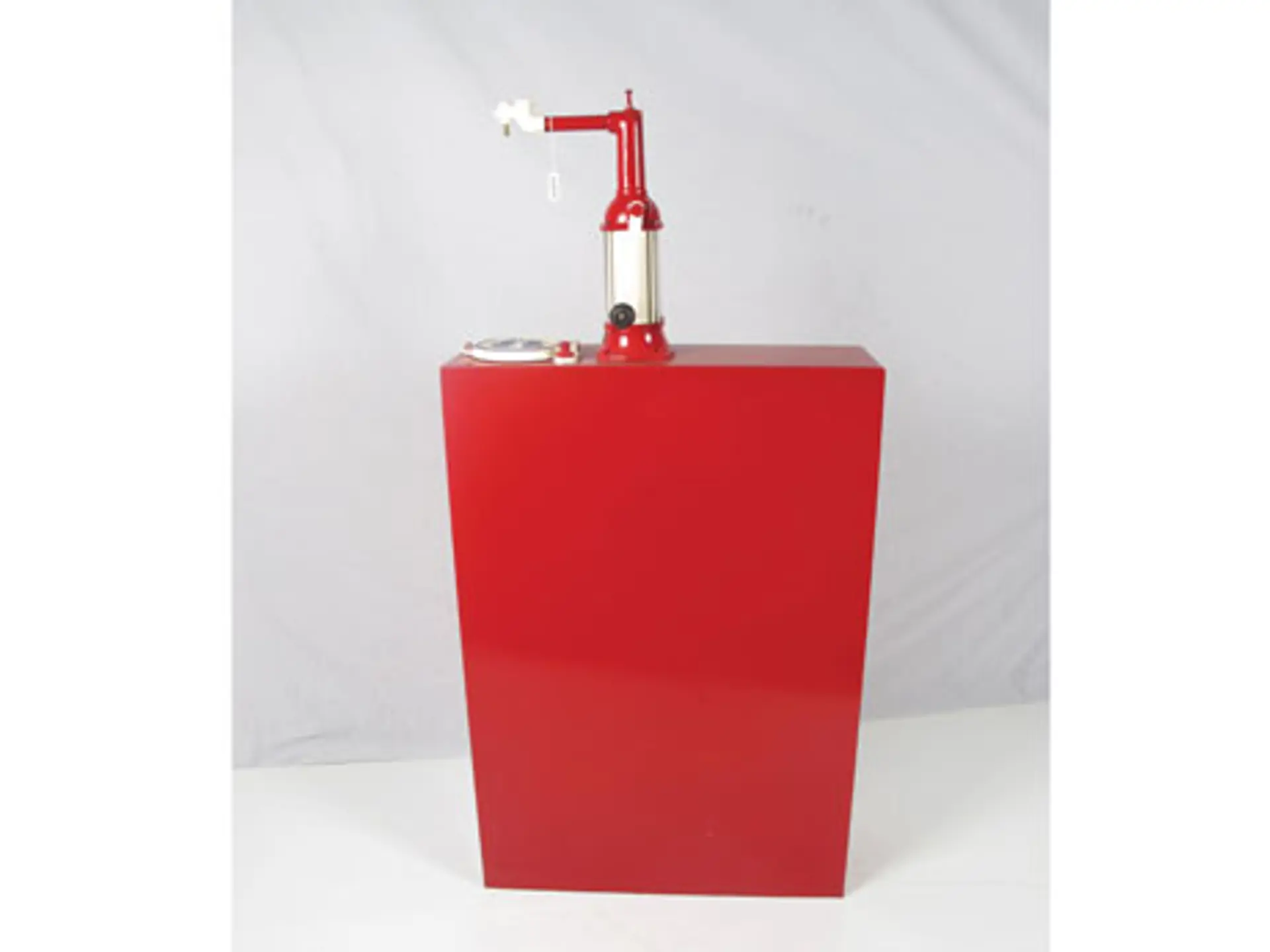 Bennett 60 gallon high boy lubster with embossed Standard Oil lid ...