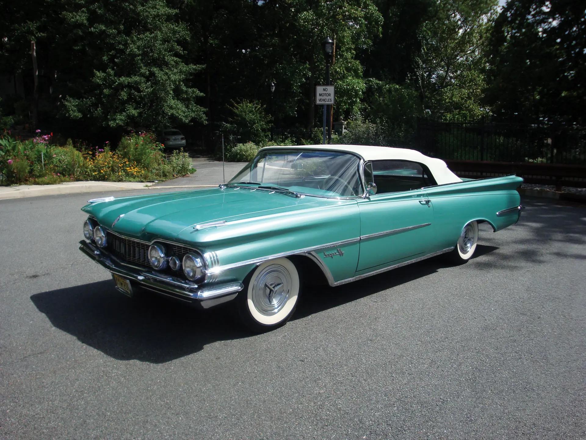 1959 Oldsmobile Super 88 Convertible | Vintage Motor Cars of Hershey 2009 | RM Sotheby's