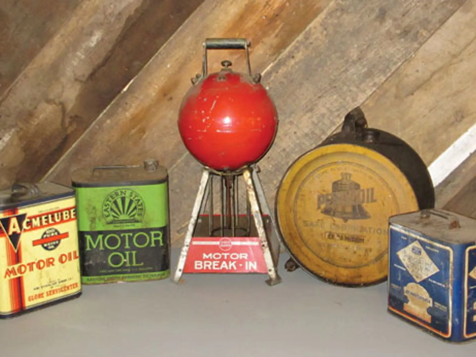 Motor Oil Containers / Zaco Dispenser | The Bennett Collection | RM ...