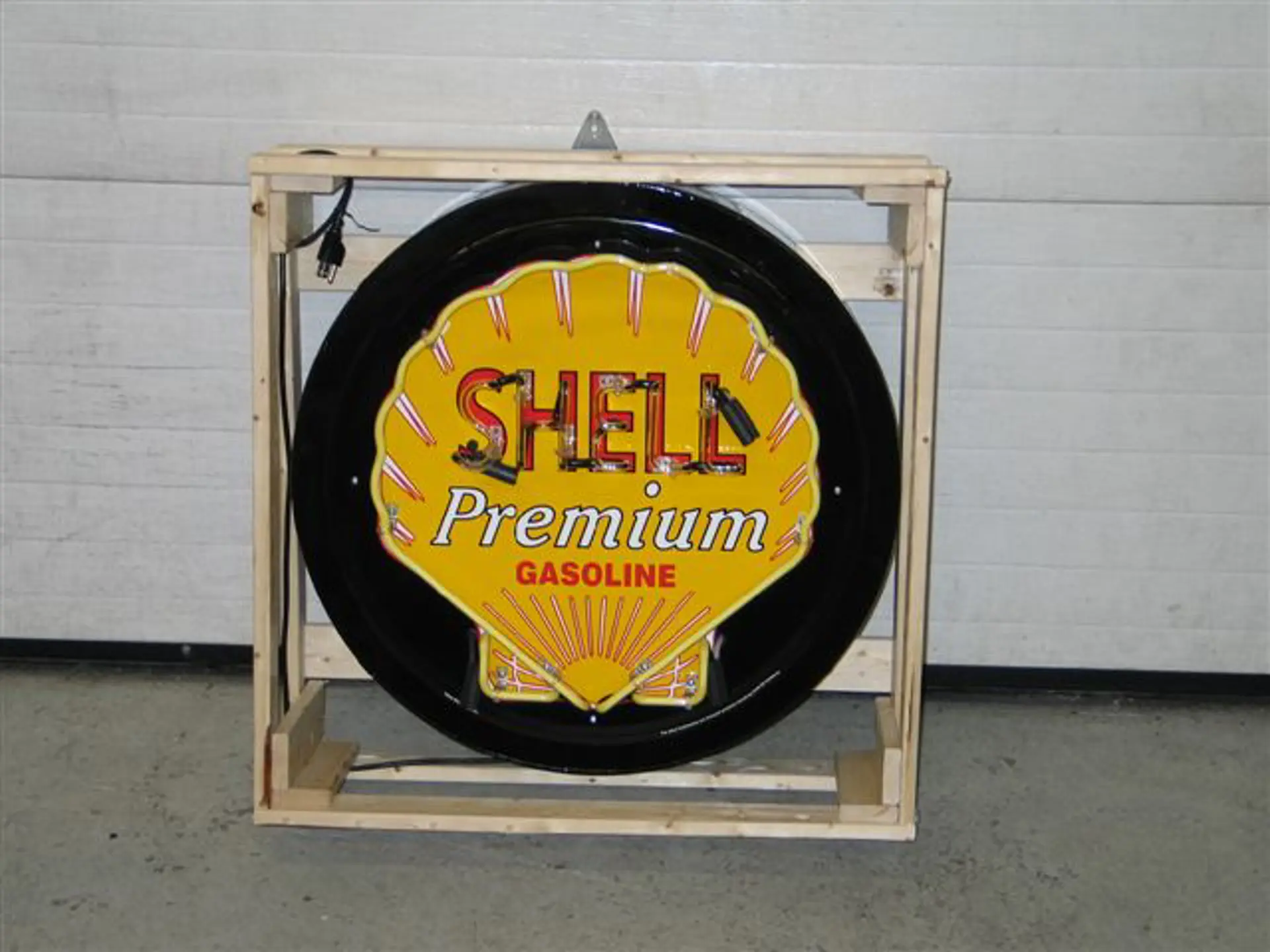 Neon Shell sign. | The Florida Collector Car Auction 2006 | RM Sotheby's