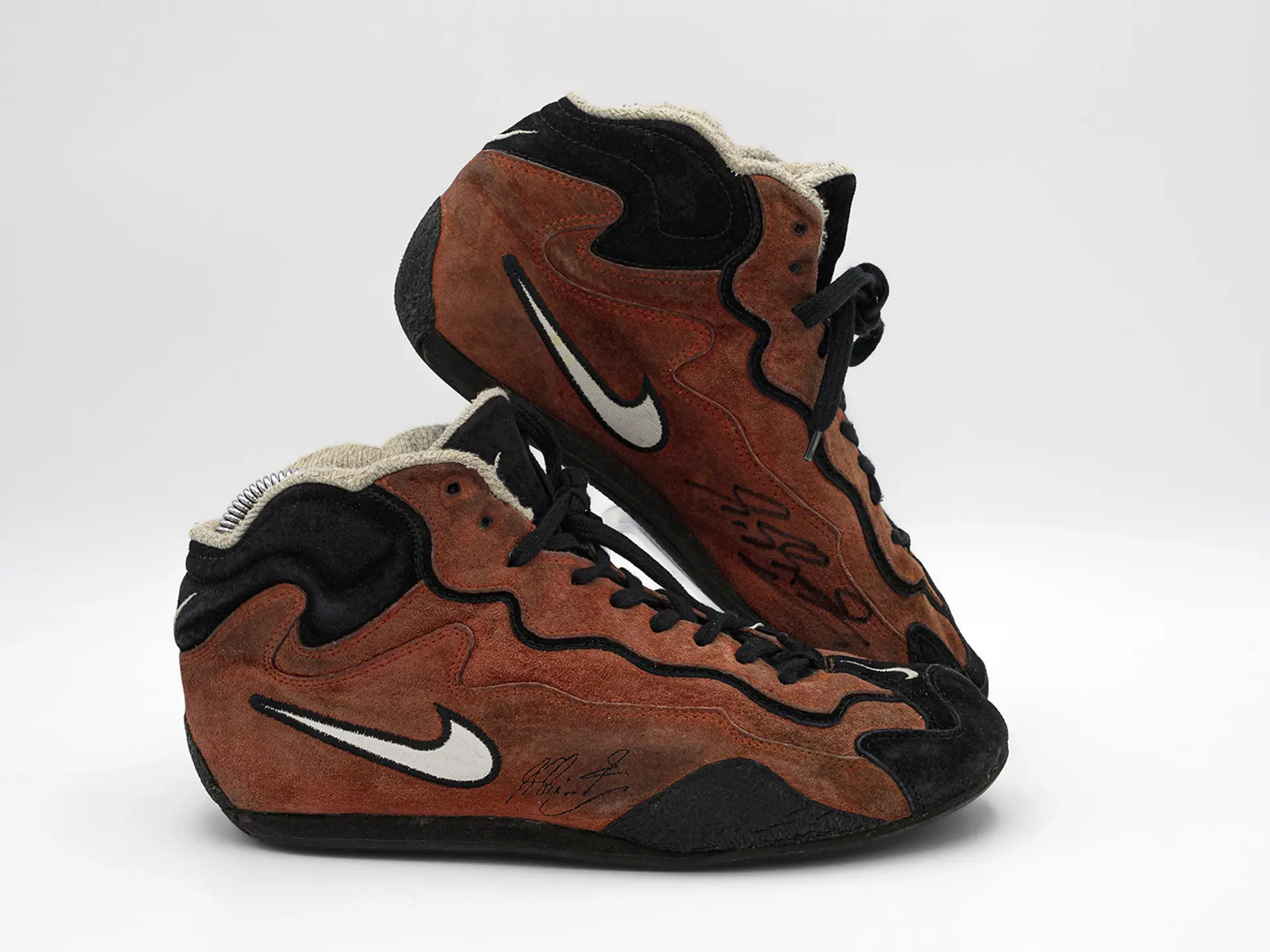 2001 Michael Schumacher Scuderia Ferrari Formula 1 Signed Nike Racing ...