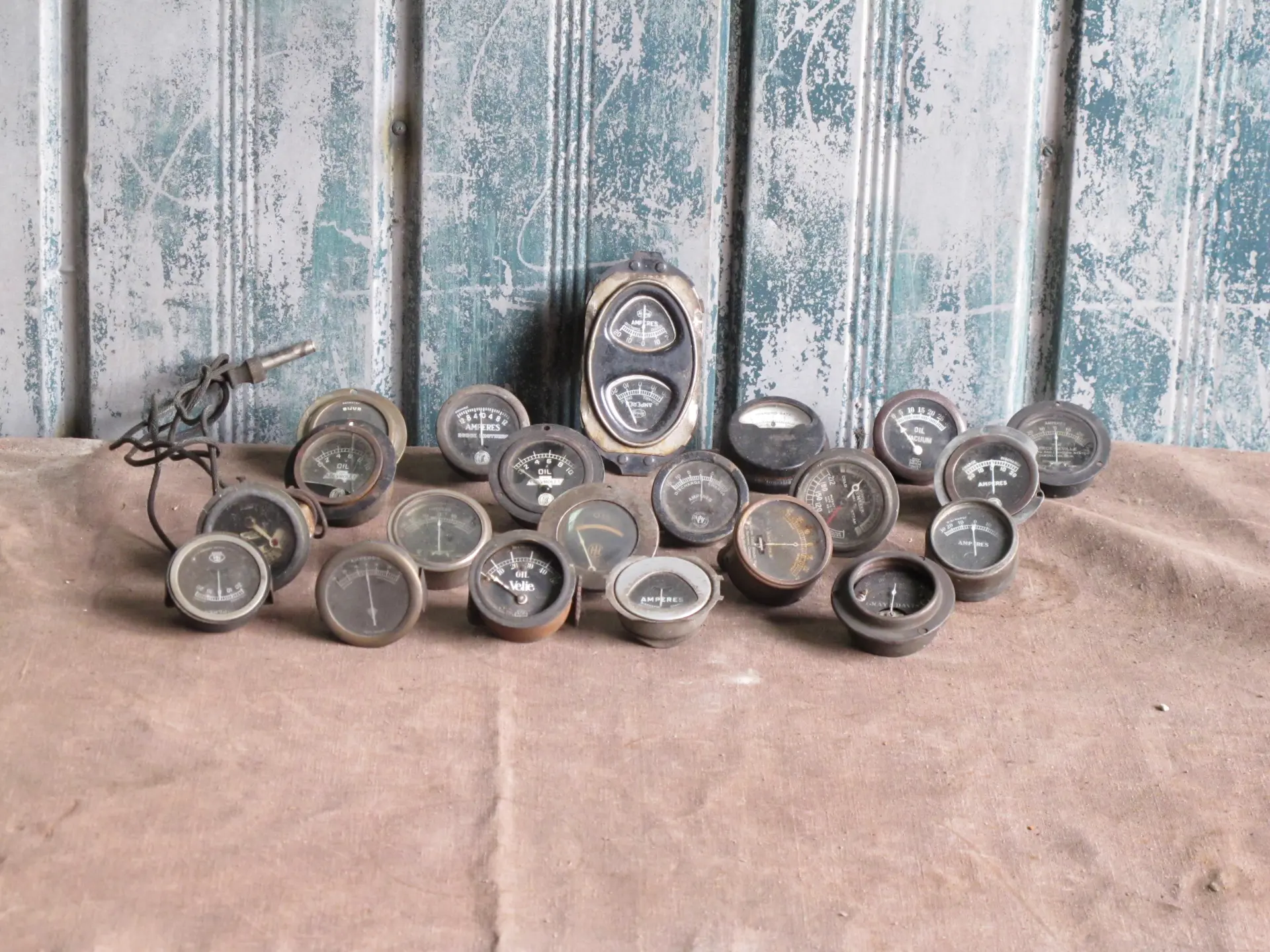 Car Gauges | The Lee Roy Hartung Collection | RM Sotheby's