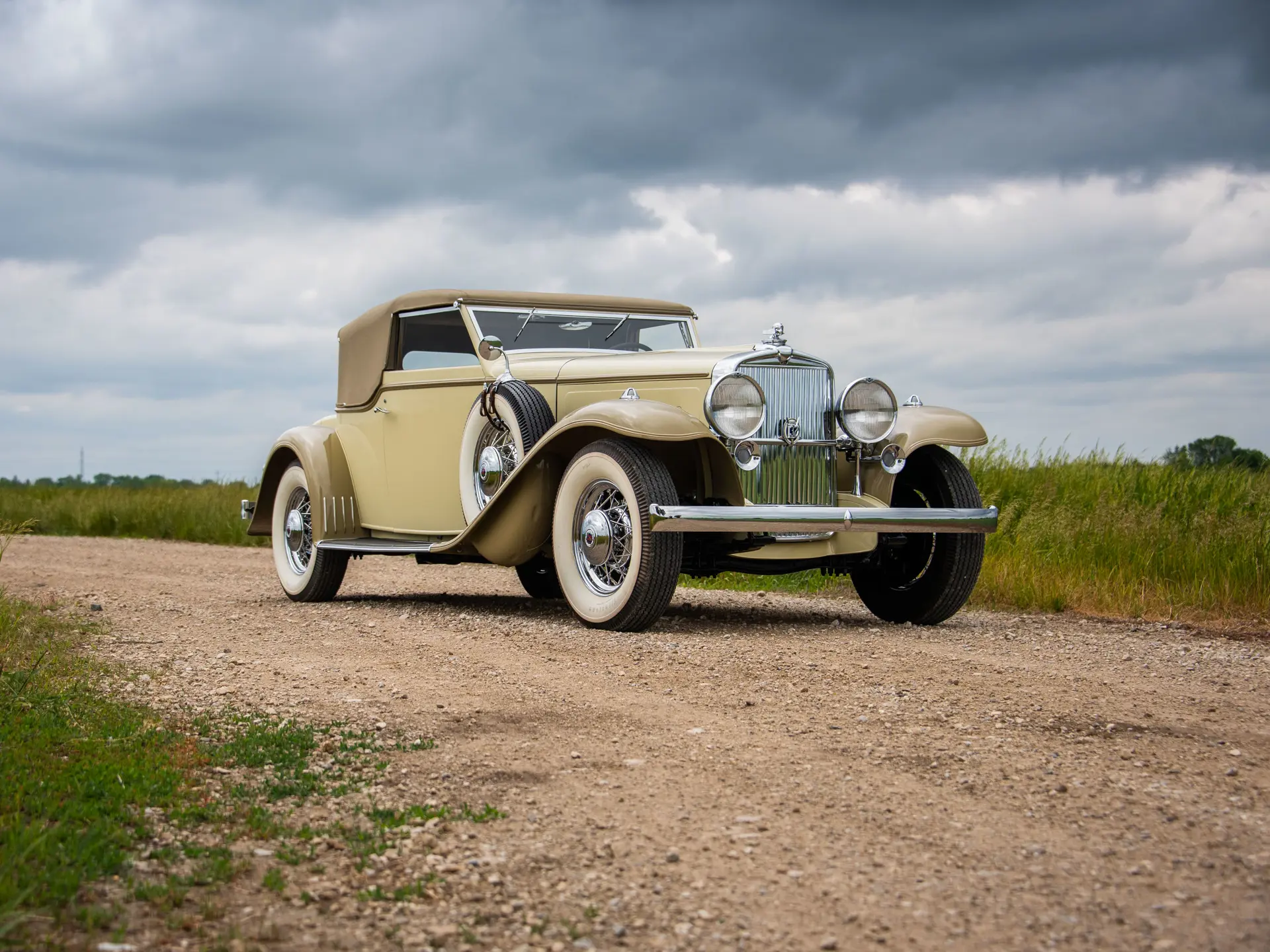1933 Stutz DV-32 Convertible Victoria by Rollston | Monterey 2023 | RM ...