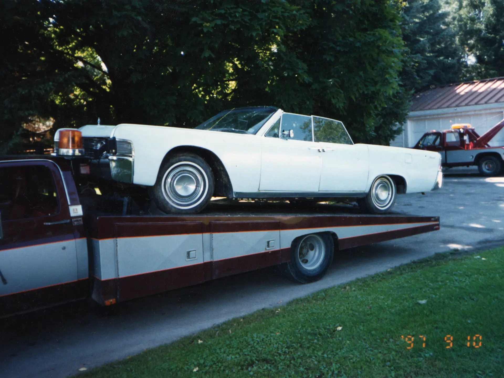 1965 Lincoln Continental Convertible | The Fawcett Movie Cars | RM ...