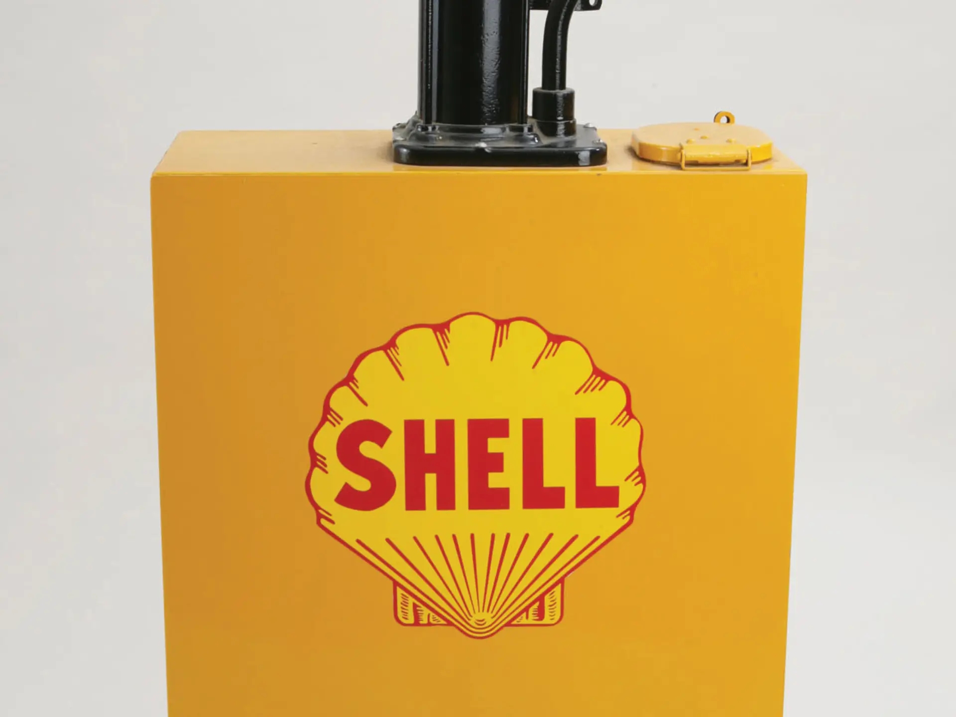 Shell Lubester Tank | Classic Car Auction of Michigan 2008 | RM Sotheby's