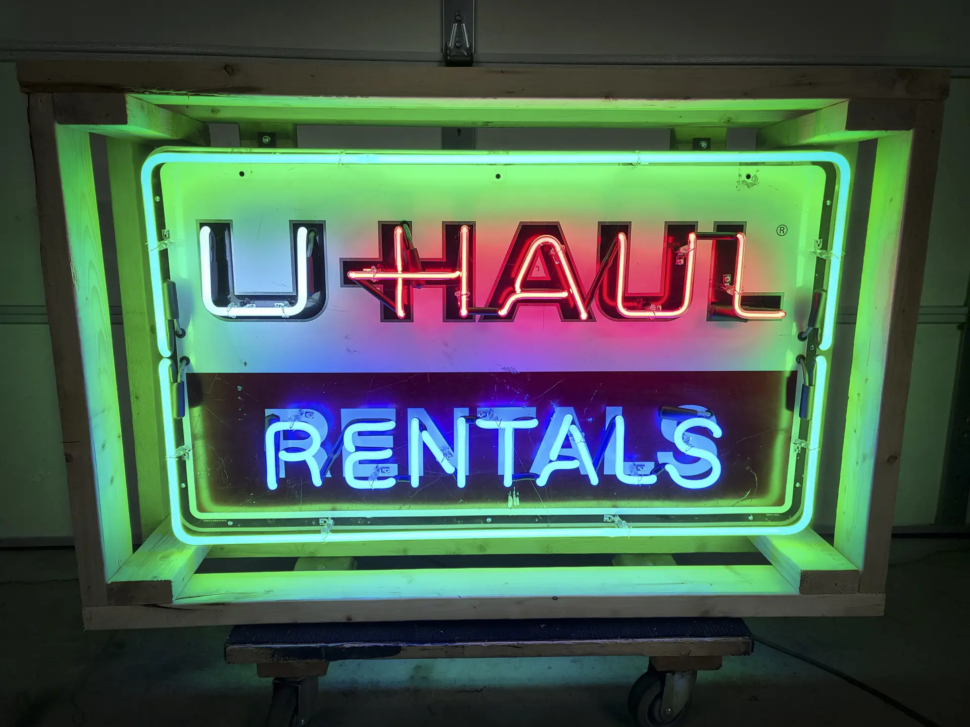 U-Haul Rentals Neon Tin Sign | Auburn Fall 2020 | RM Sotheby's
