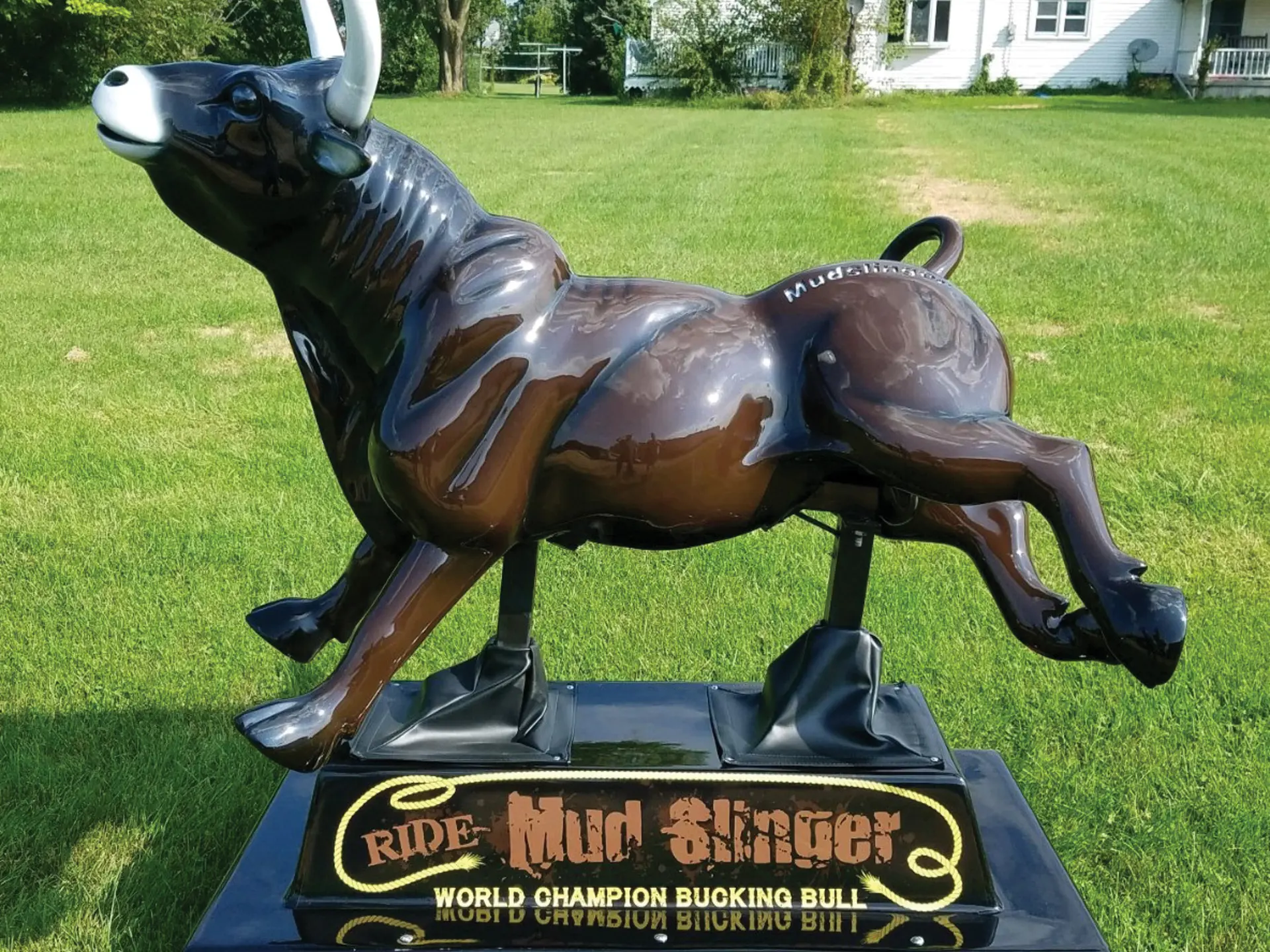 Mudslinger Bull Coin-Operated Kiddie Ride | Auburn Fall 2018 | RM Sotheby's
