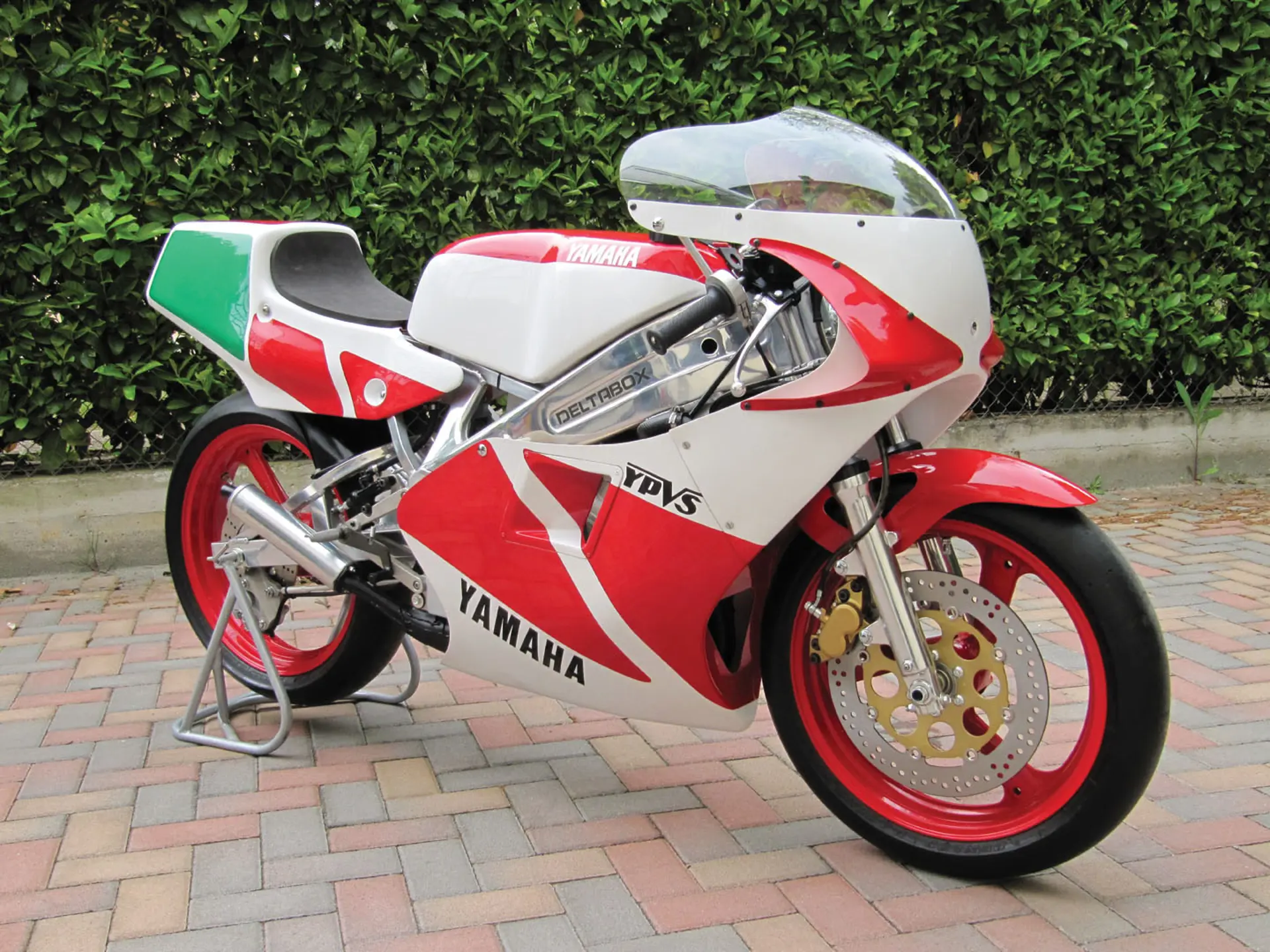 1987 Yamaha TZ 250T | Las Vegas Premier Motorcycle Auction | RM Sotheby's